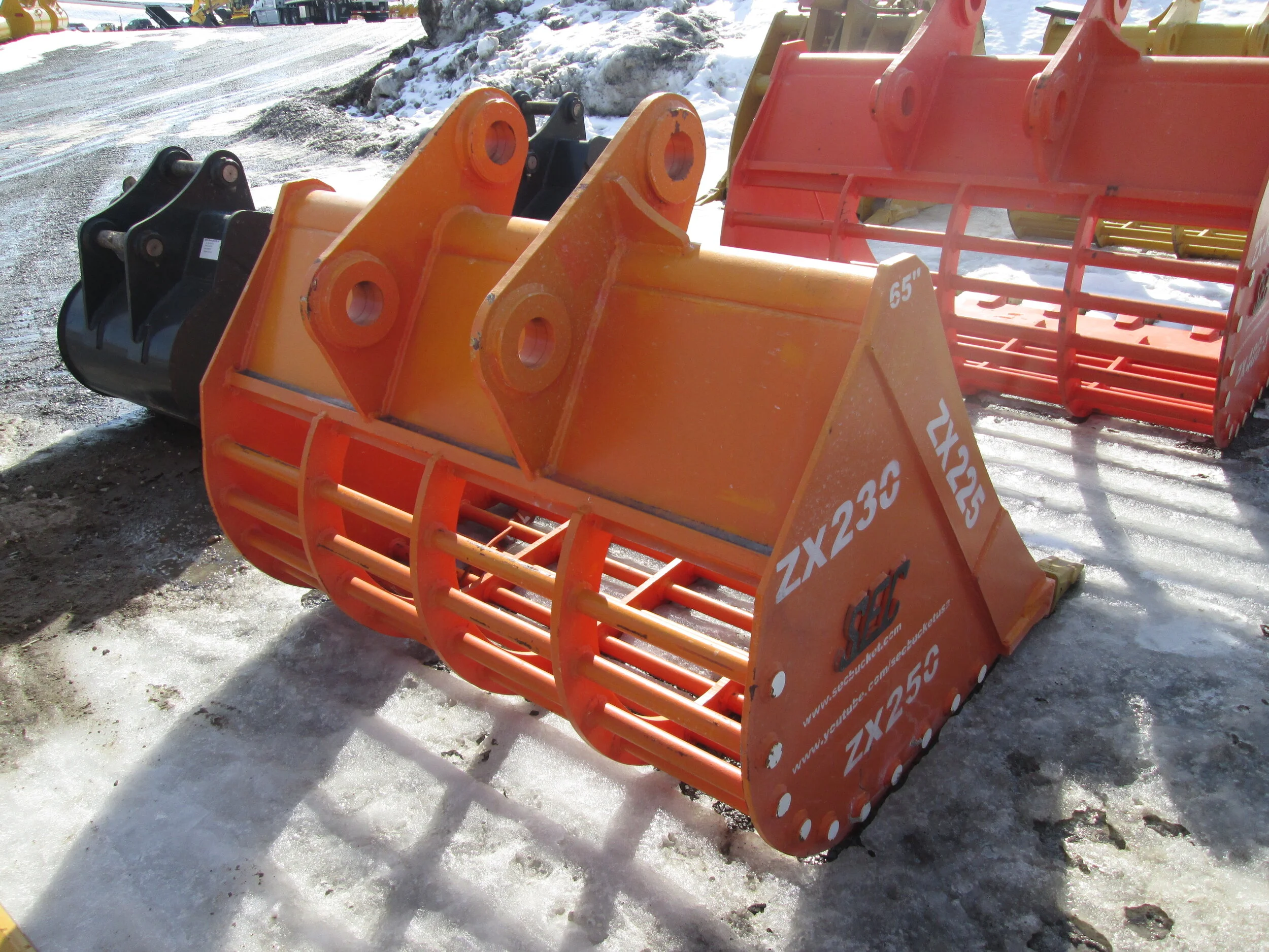 Skeleton Tooth Buckets — Carroll Equipment - Syracuse's Best Place For ...