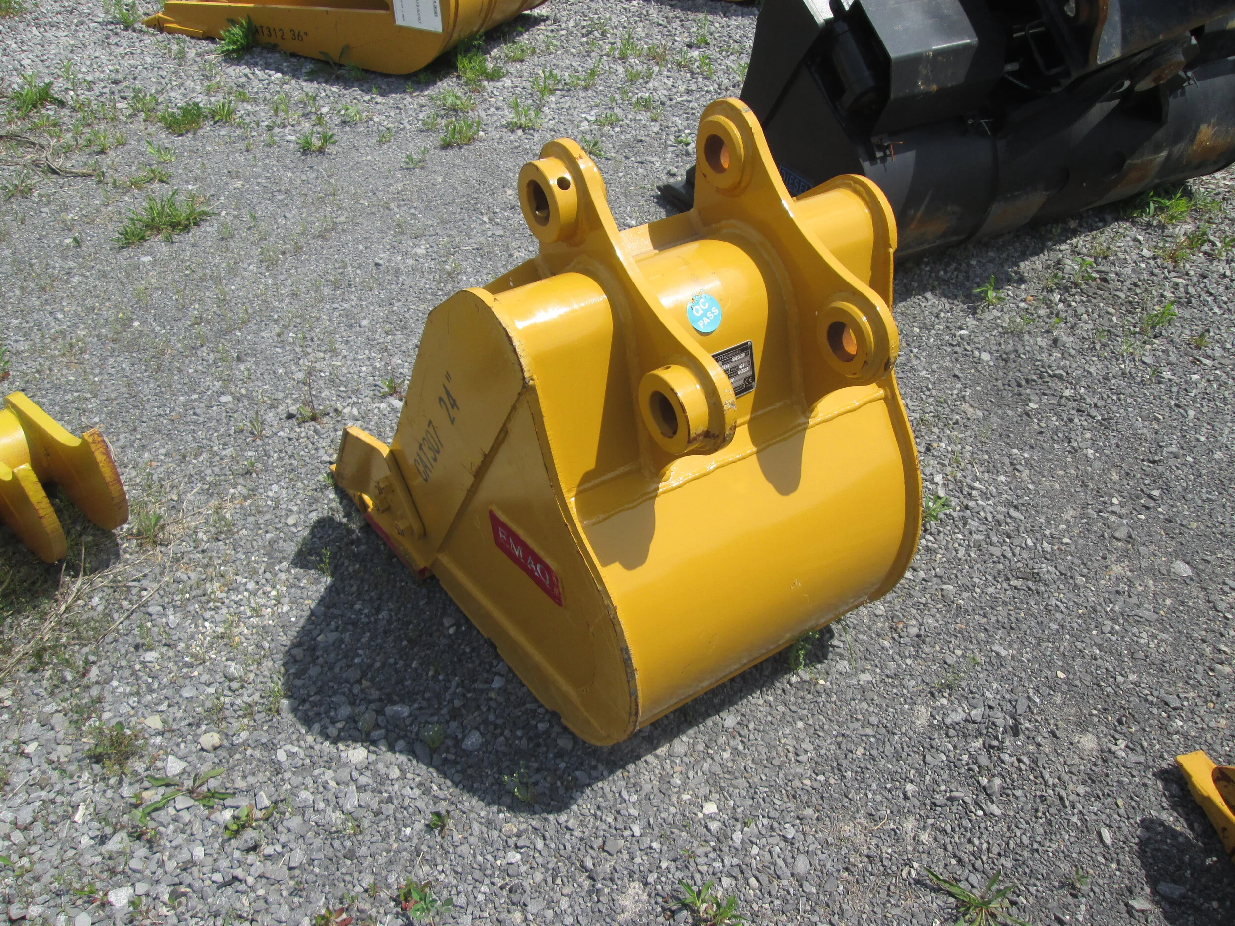 Tooth Buckets 21” – 30” — Carroll Equipment - CNY'S Best Place For ...