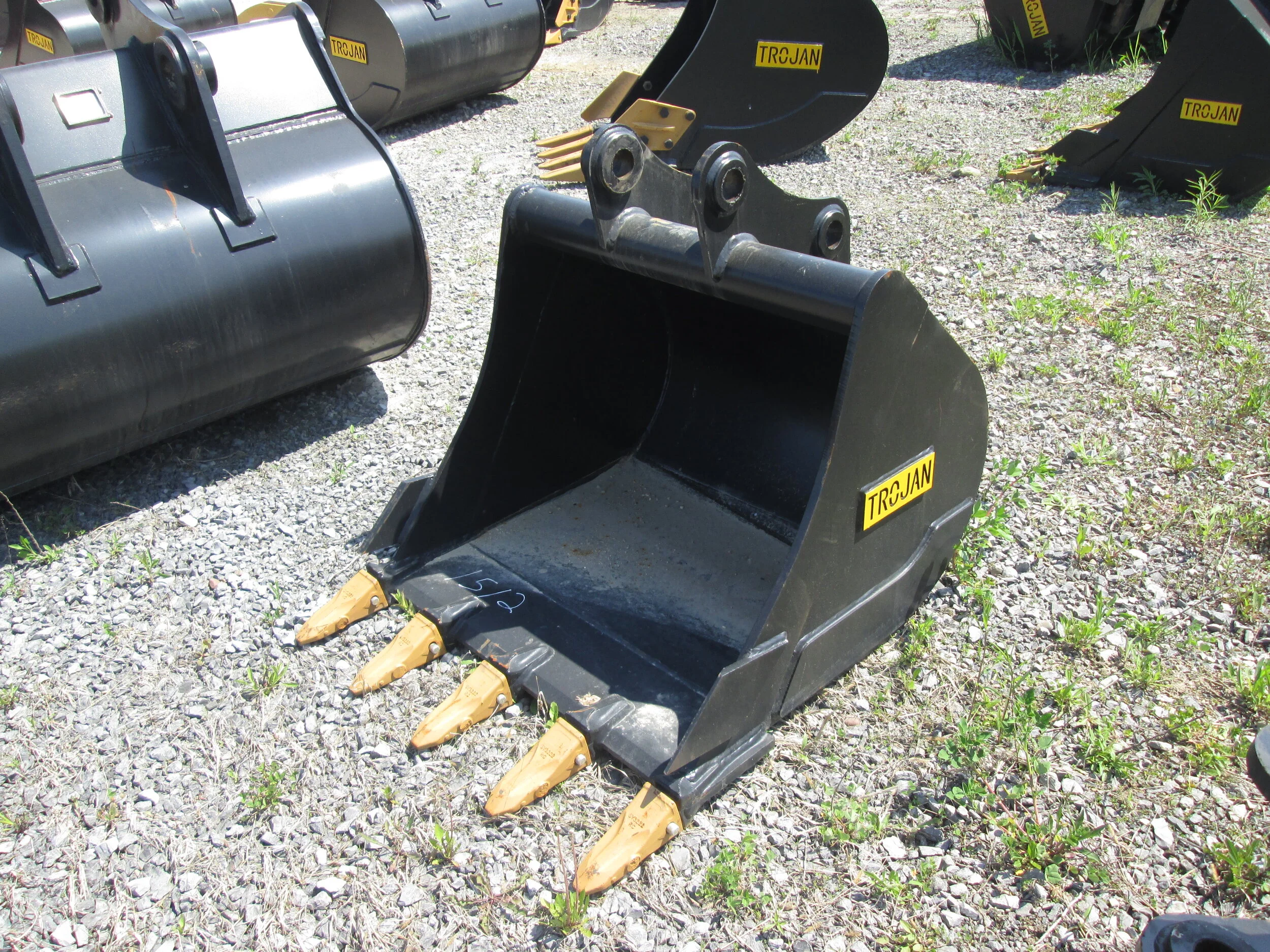 #1512-36" NEW DE/Trojan Tooth Bucket CAT307D, Kobelco SK60, Komatsu ...