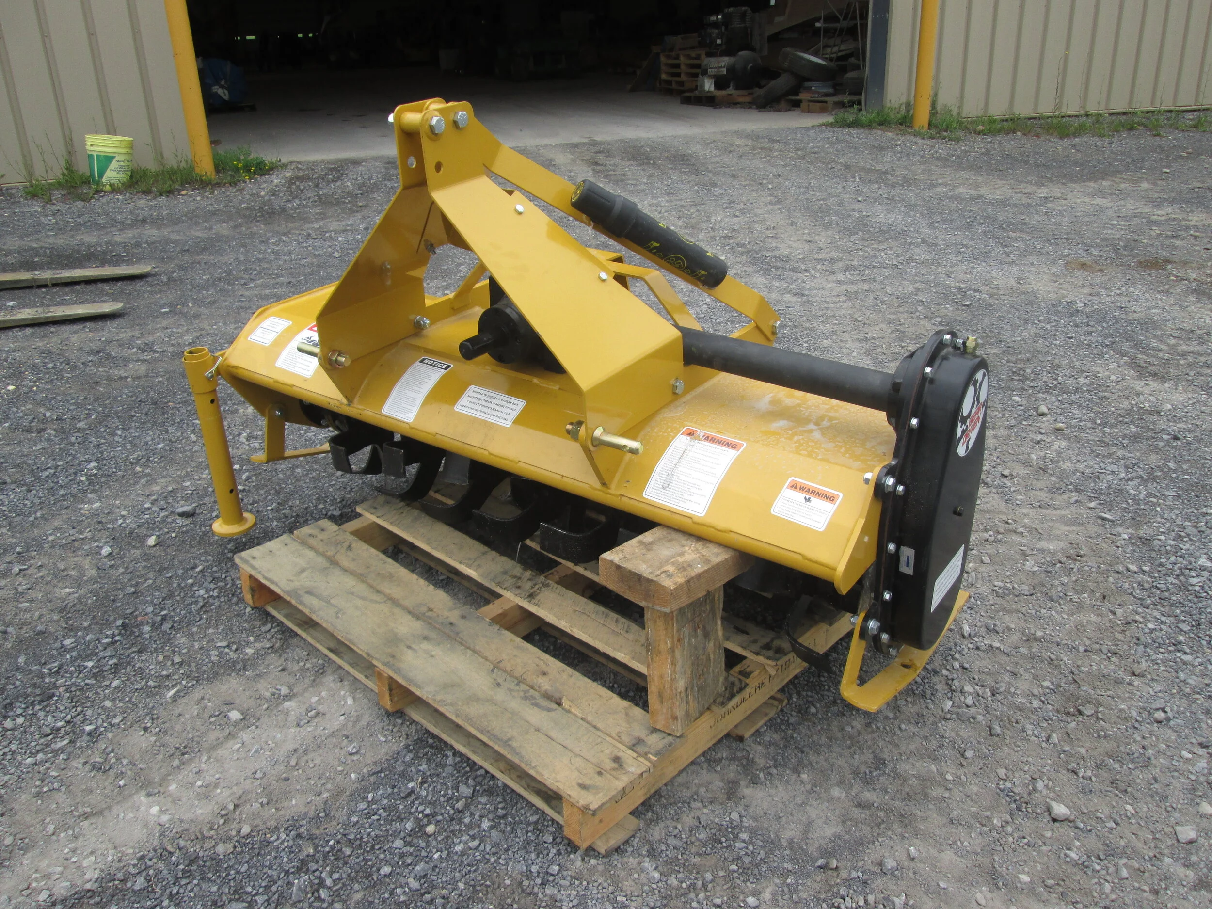 #0121 Country Line 5' Rototiller for 3pt Hitch - REGULAR PRICE $2,413. ...