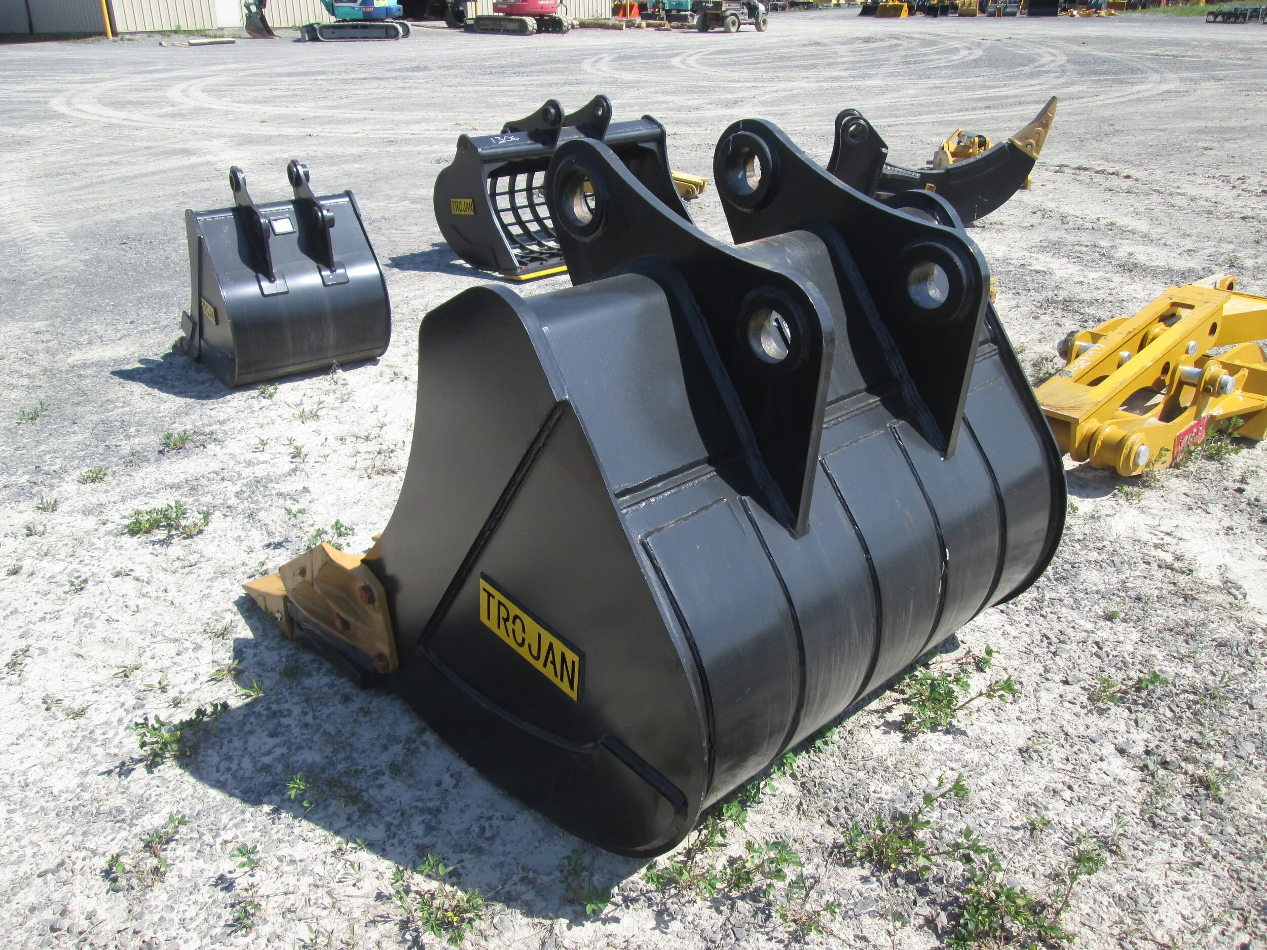 Tooth Bucket 46"- 50" — Carroll Equipment - Syracuse's Best Place For ...