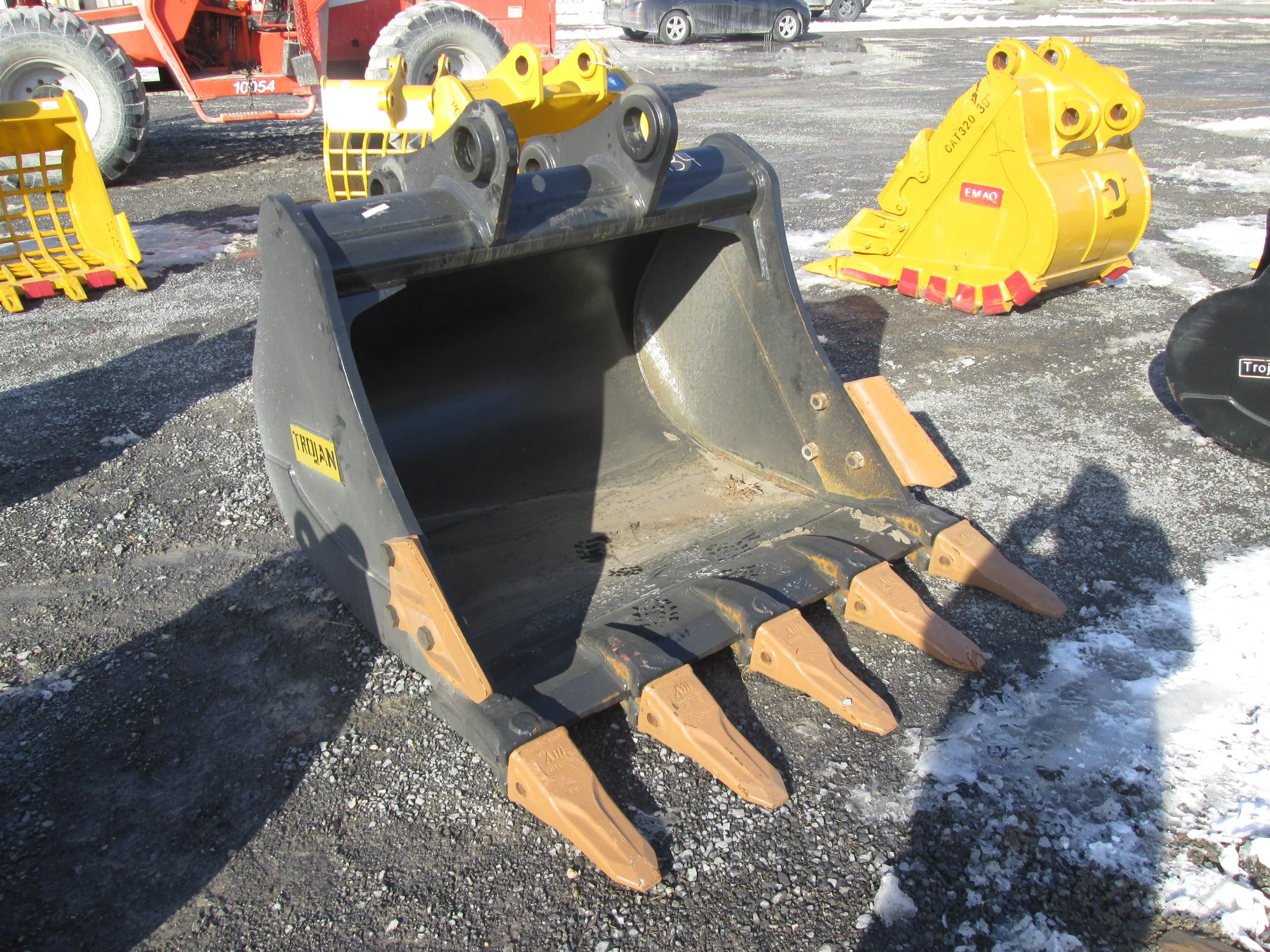 #6134- New 54" DE/ Trojan Tooth Bucket CAT330D, 330DL, 336, 336D ...