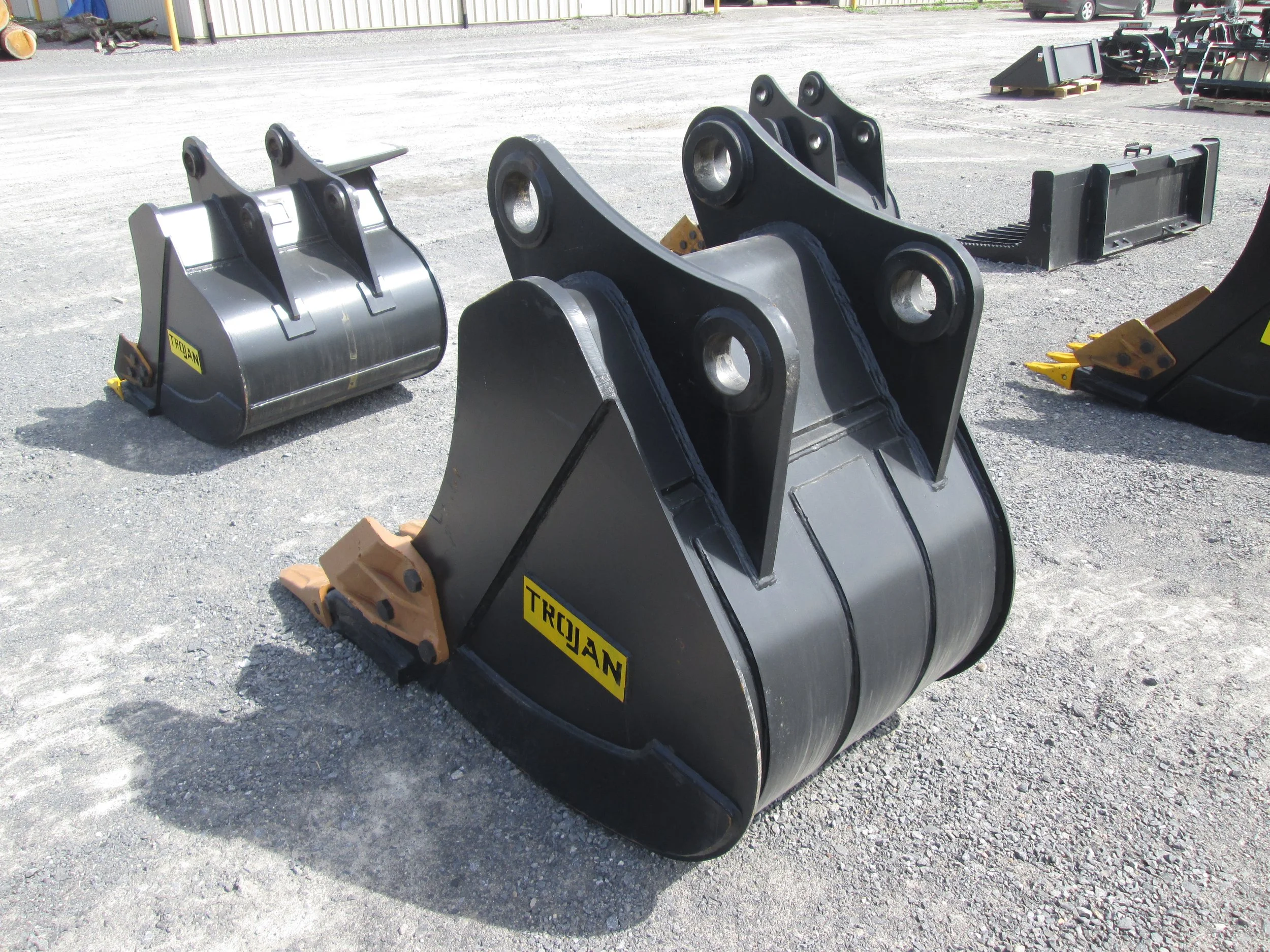 #1726- New 30" Trojan Tooth Bucket CAT336 - REGULAR PRICE $5,198.96 ...