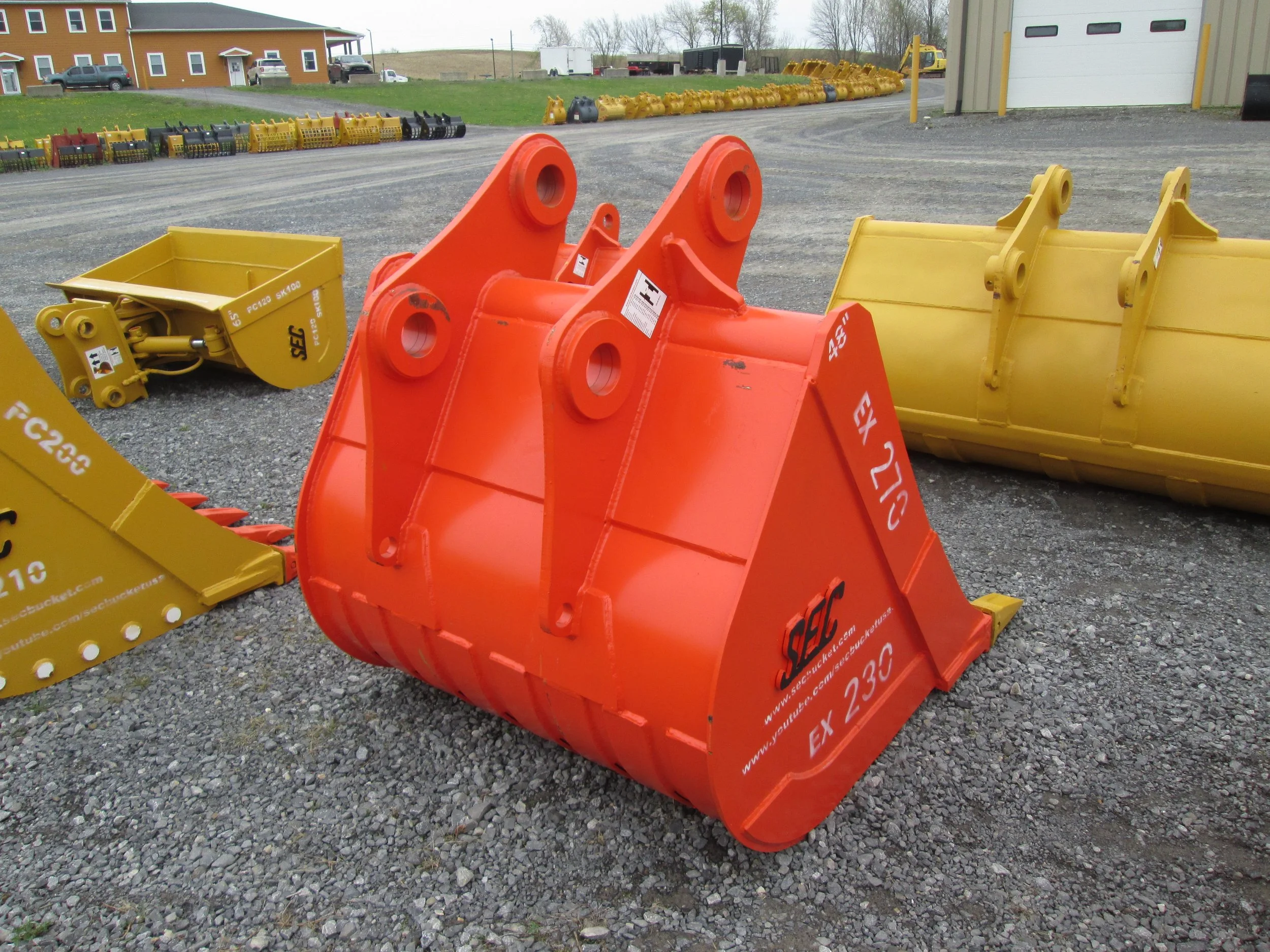 #9561- 45" New SEC Tooth Bucket Hitachi EX220, Komatsu PC300, John ...