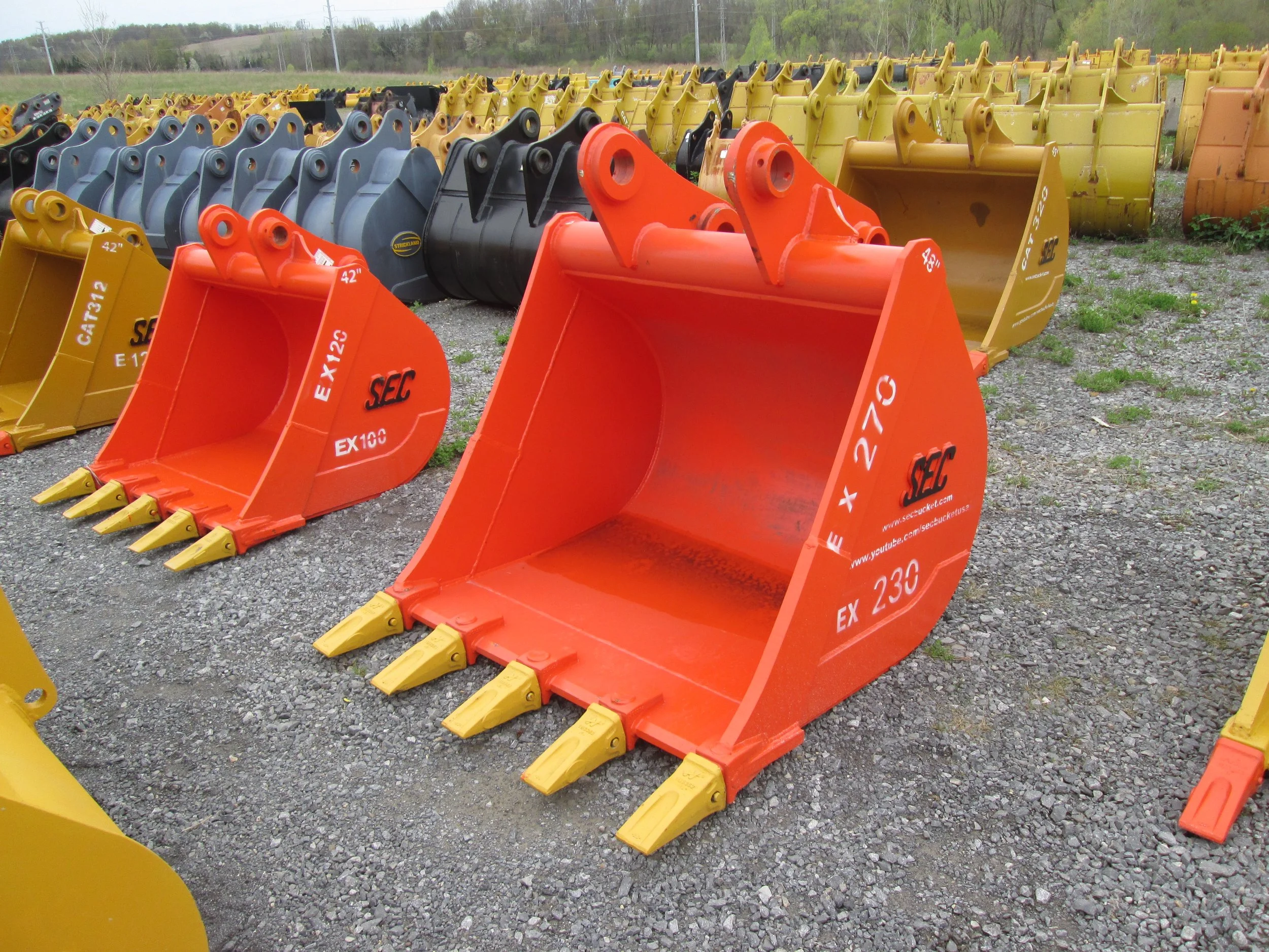 #9561- 45" New SEC Tooth Bucket Hitachi EX220, Komatsu PC300, John ...