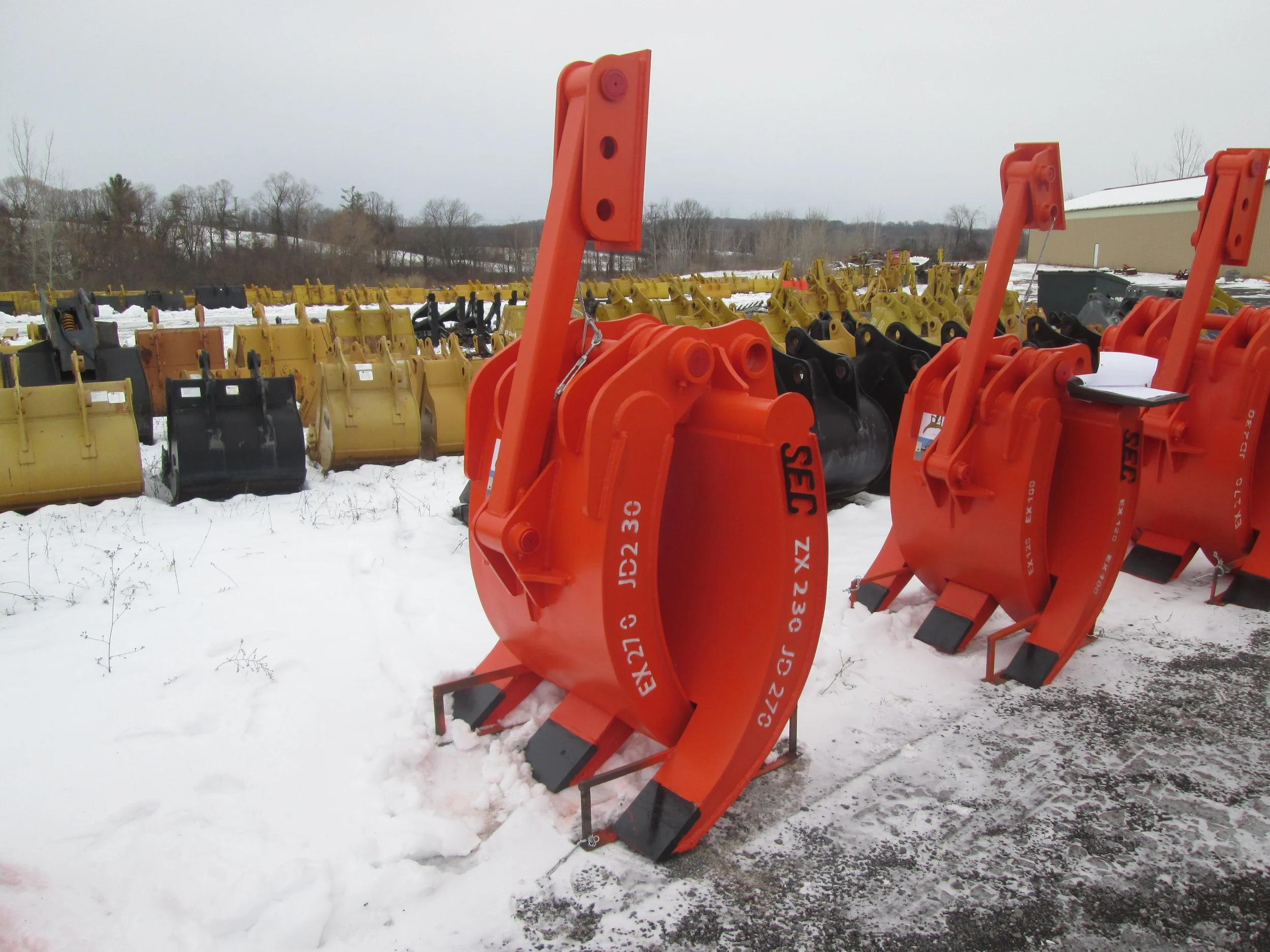Grapples — Carroll Equipment - CNY'S Best Place For Construction Equipment