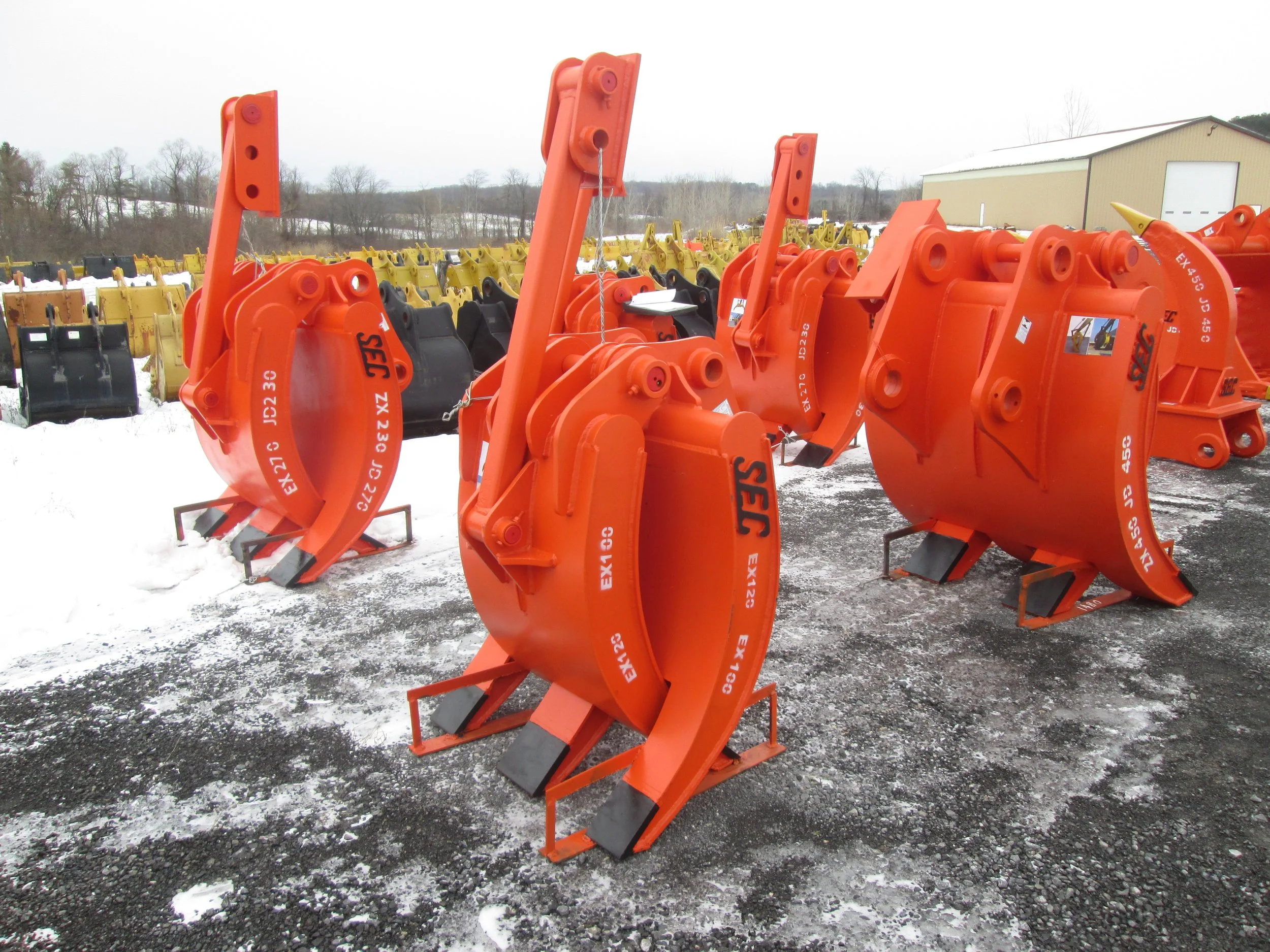 Grapples — Carroll Equipment - CNY'S Best Place For Construction Equipment