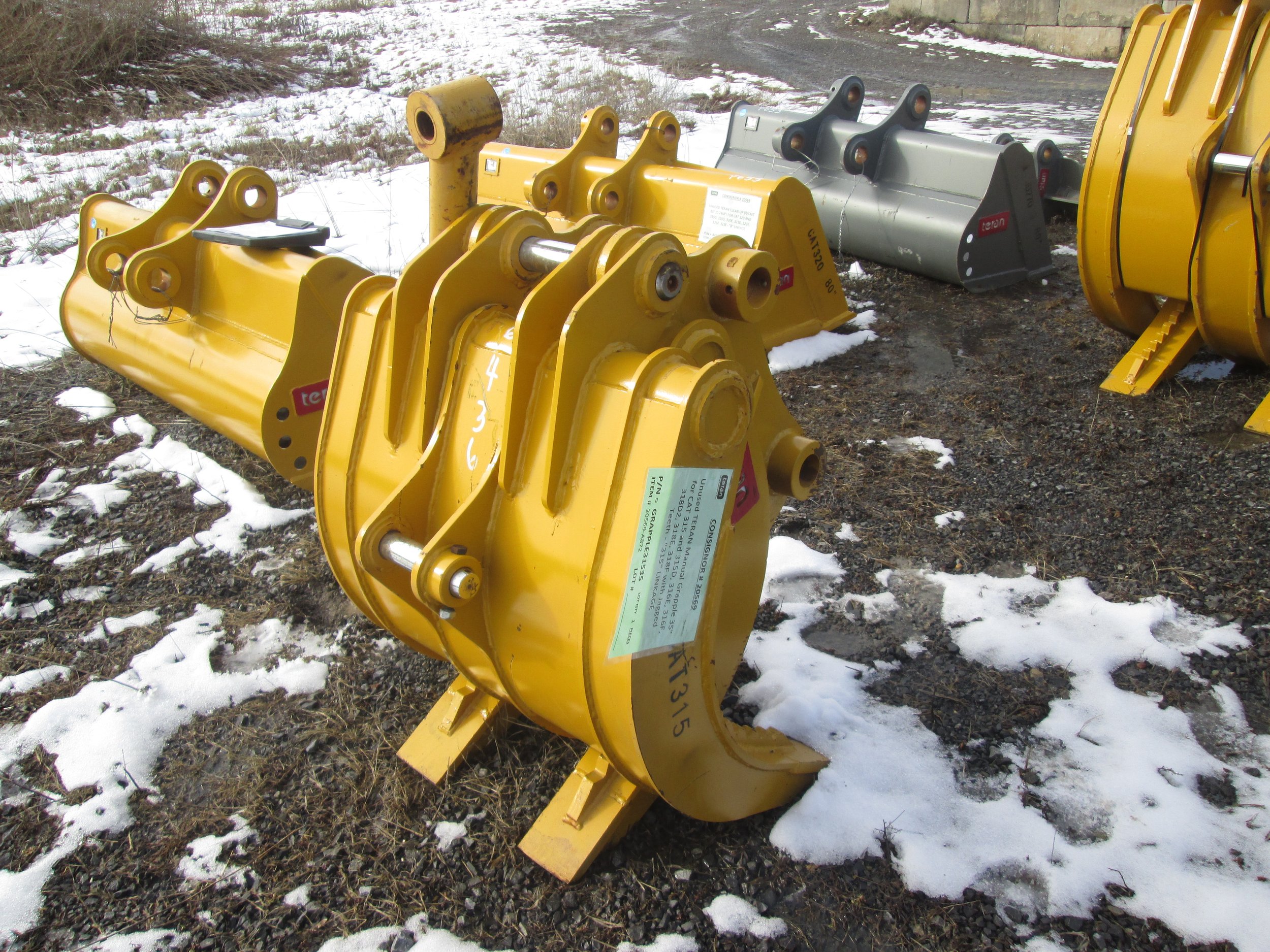 Grapples — Carroll Equipment - CNY'S Best Place For Construction Equipment