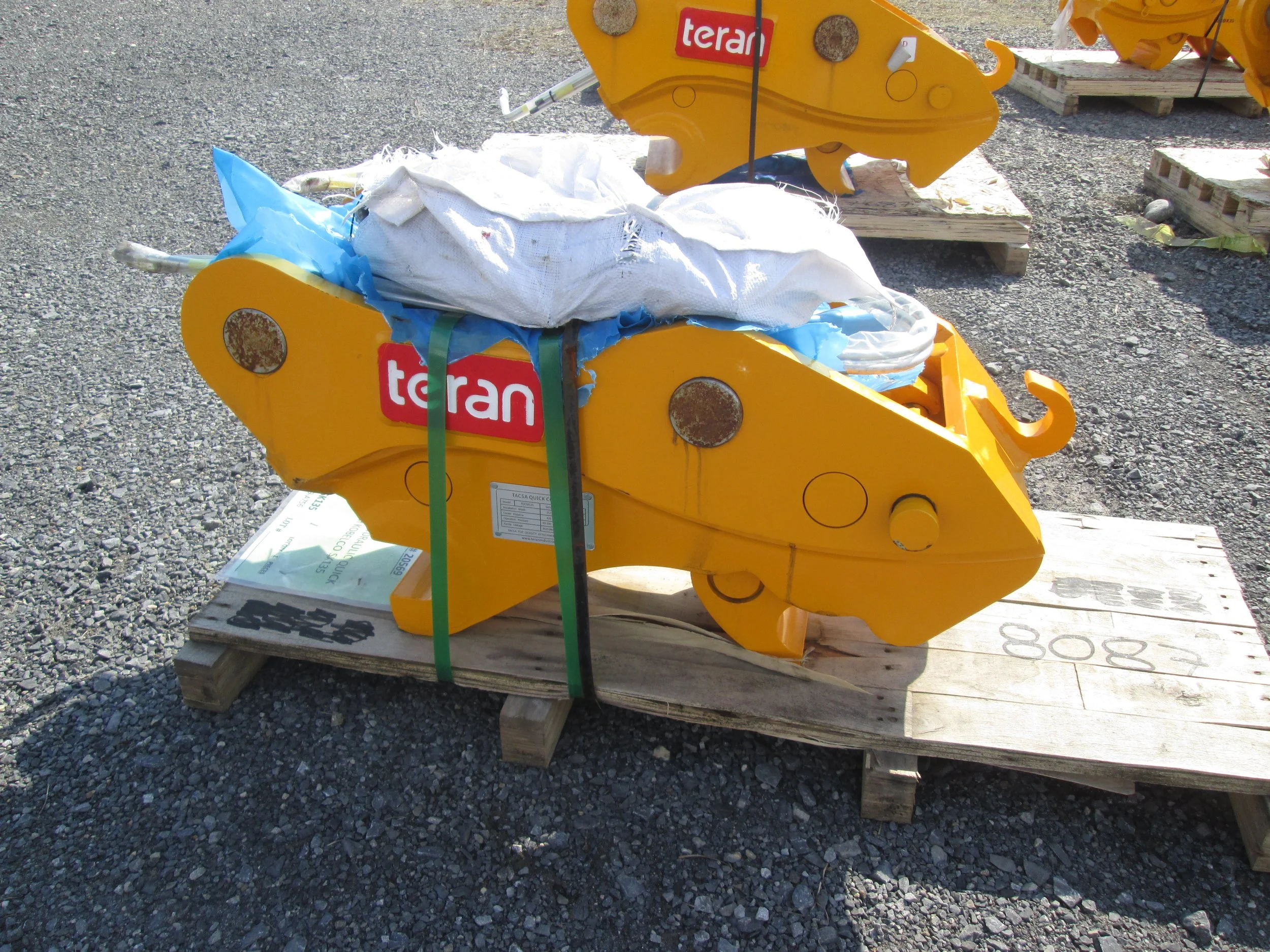 #8099 NEW TERAN HYDRAULIC QUICK COUPLER Hitachi JD 120.130,135 -REGULAR PRICE $5,248.95 CASH OR ...