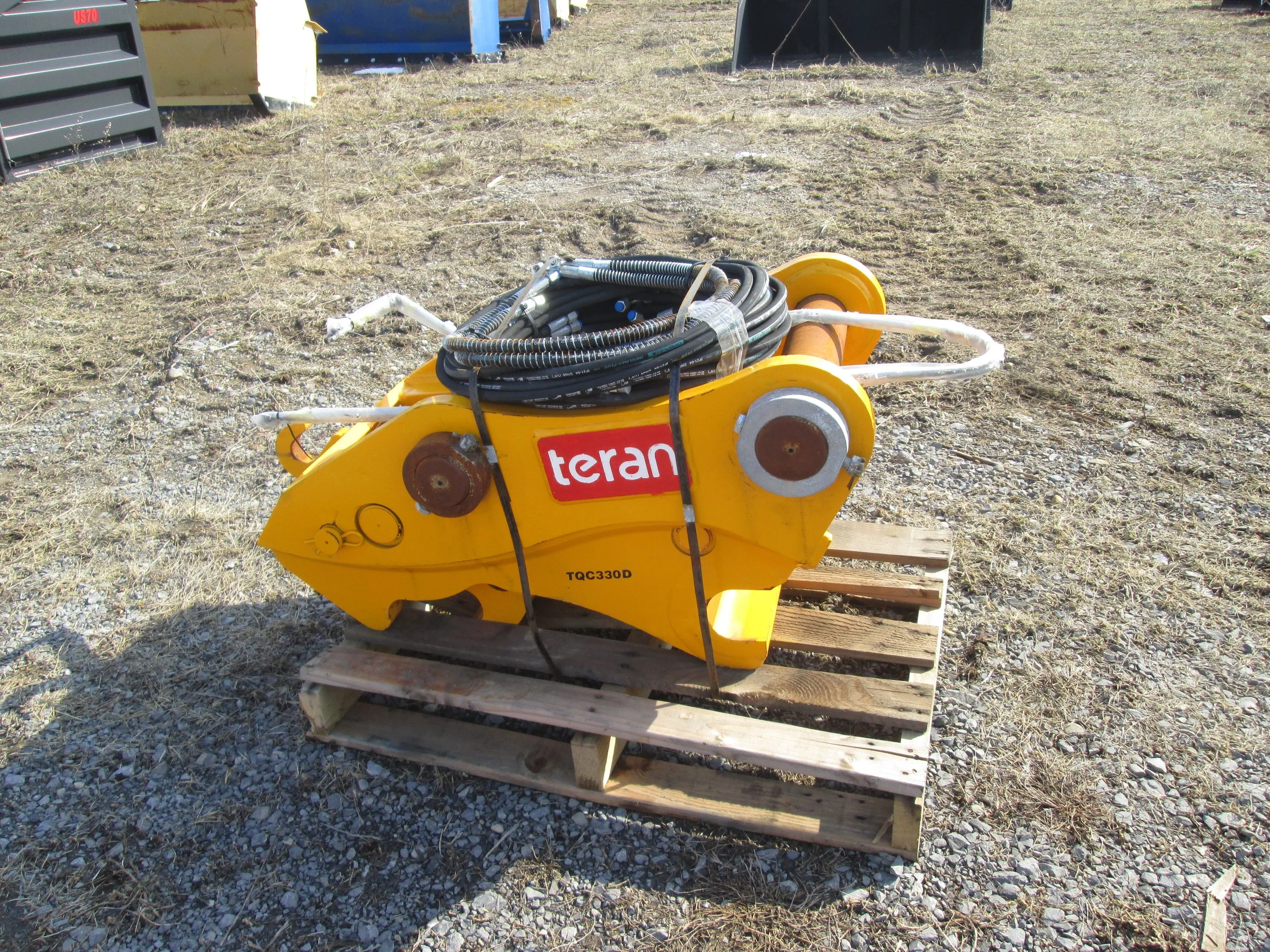 #6624- NEW TERAN HYDRAULIC QUICK COUPLER CAT 330D -REGULAR PRICE $7,348 ...