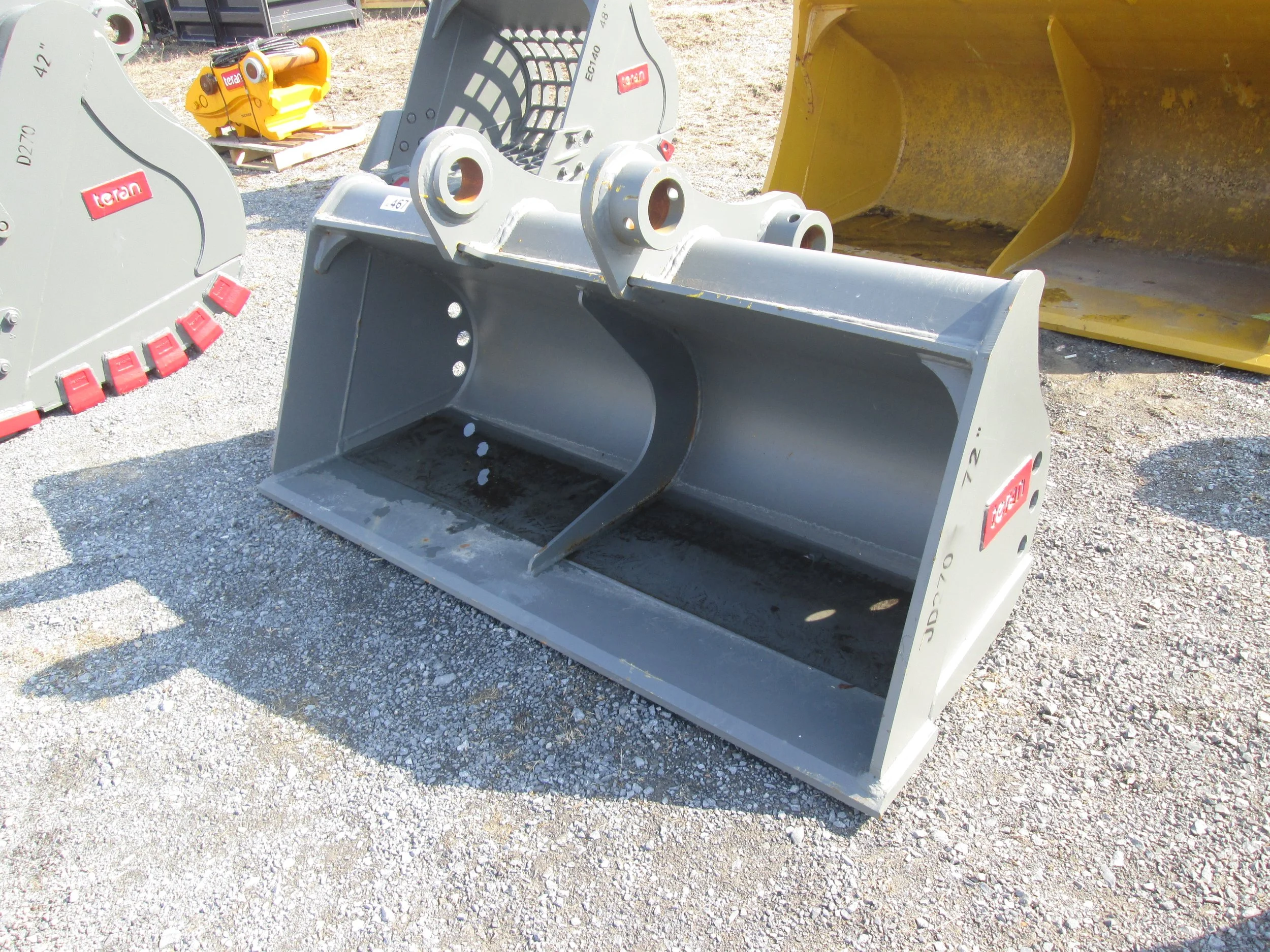 #5032 - New Teran 72" Ditching Bucket Hitachi / John Deere 220 - 290 ...