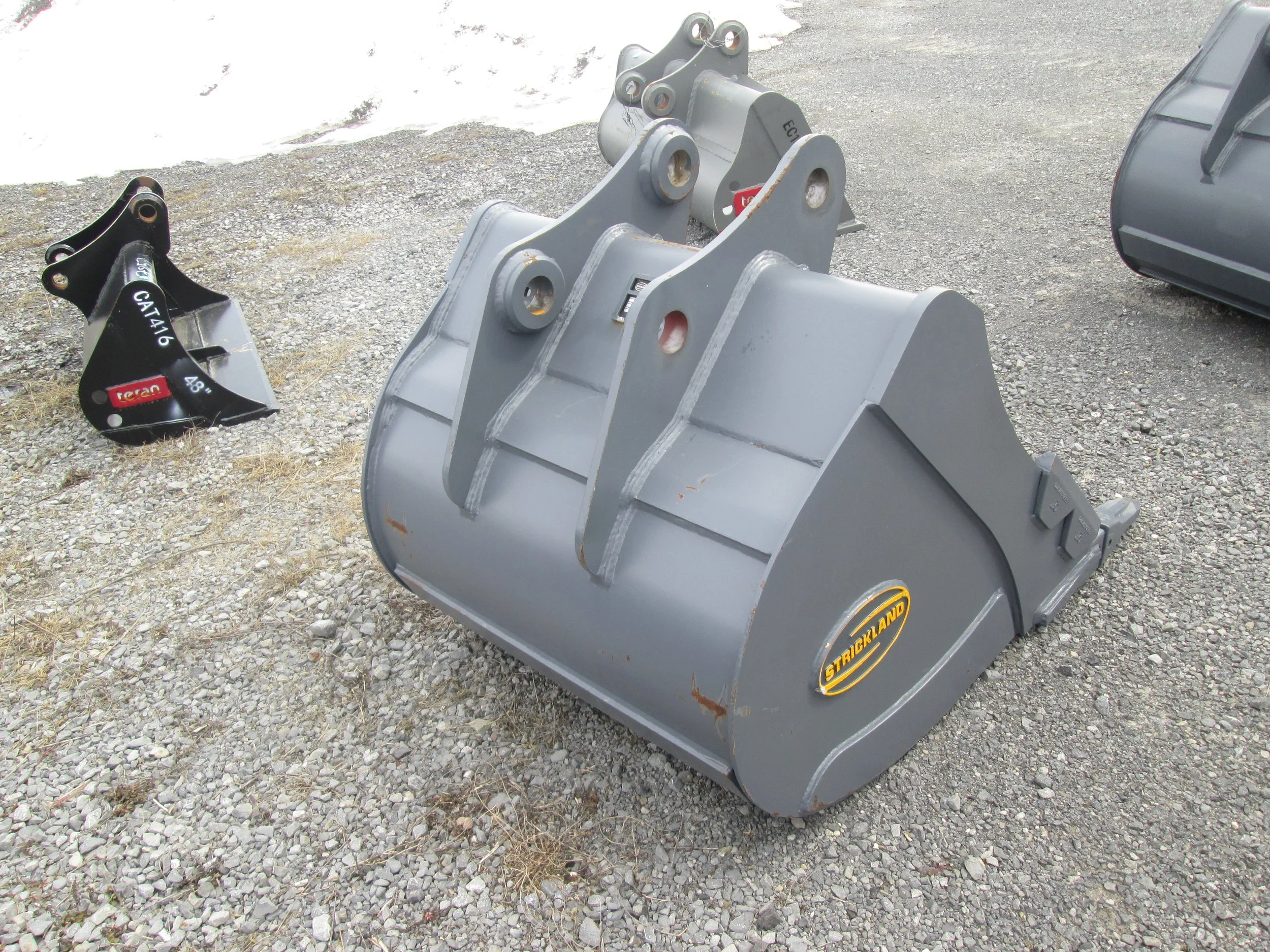 Tooth Buckets 41” – 45” — Carroll Equipment - CNY'S Best Place For ...