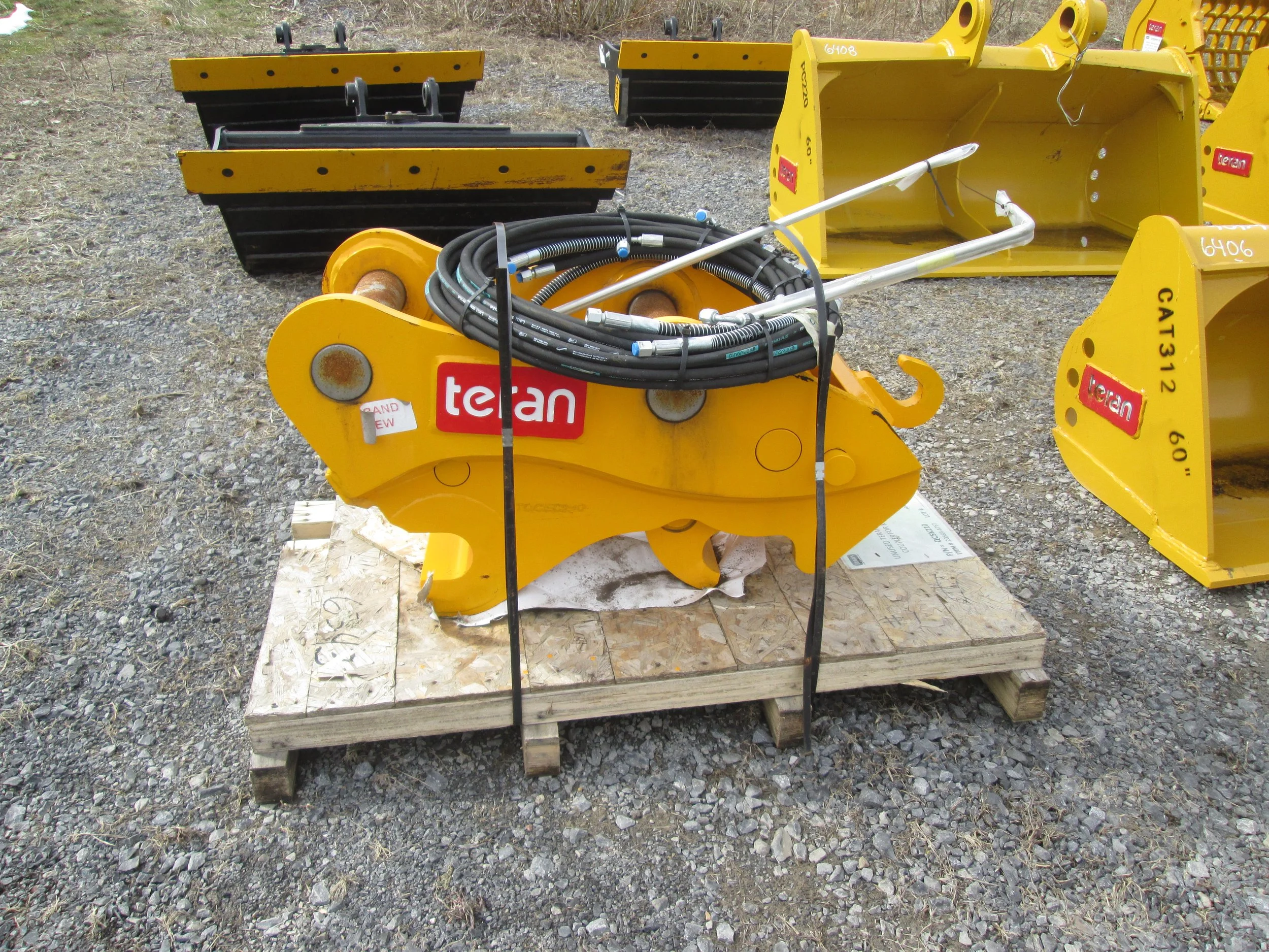 #6363 NEW TERAN HYDRAULIC QUICK COUPLER KOBELCO SK210 -REGULAR PRICE $6,298.95 CASH OR WIRE ...