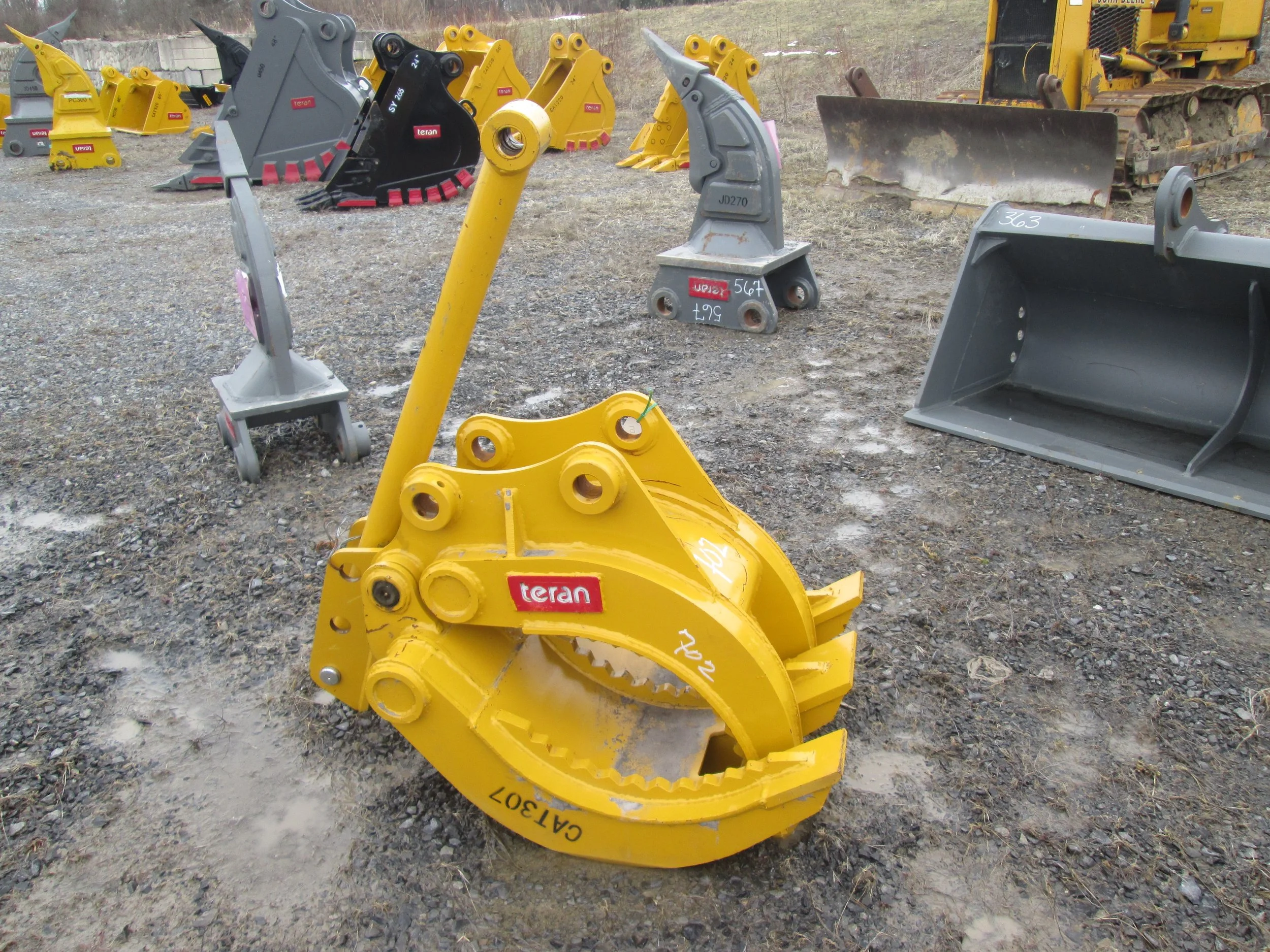 Grapples — Carroll Equipment - CNY'S Best Place For Construction Equipment