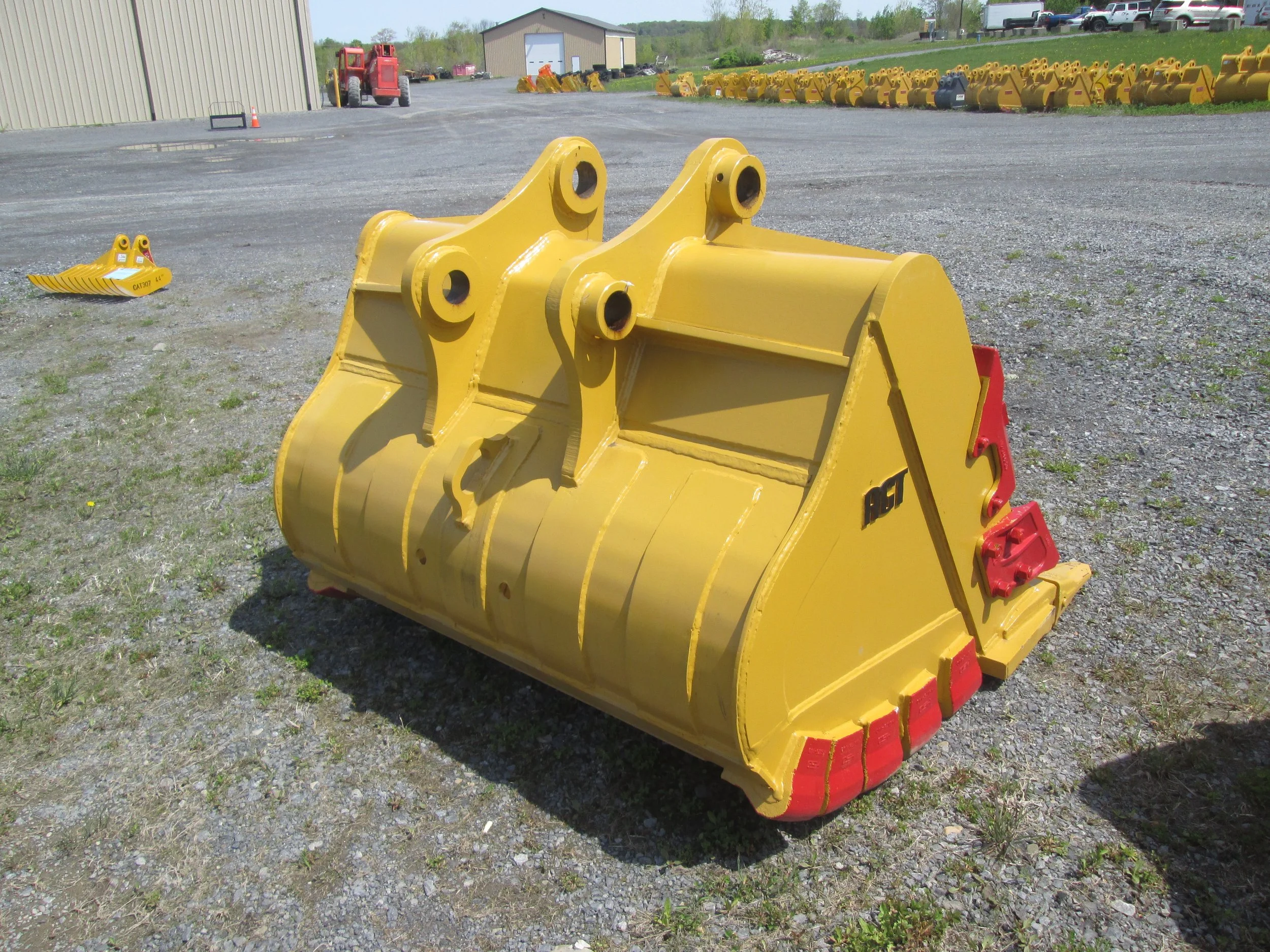 #0901D - 66" NEW AGT HD TOOTH BUCKET CAT 330 - REGULAR PRICE $8,398.95 ...