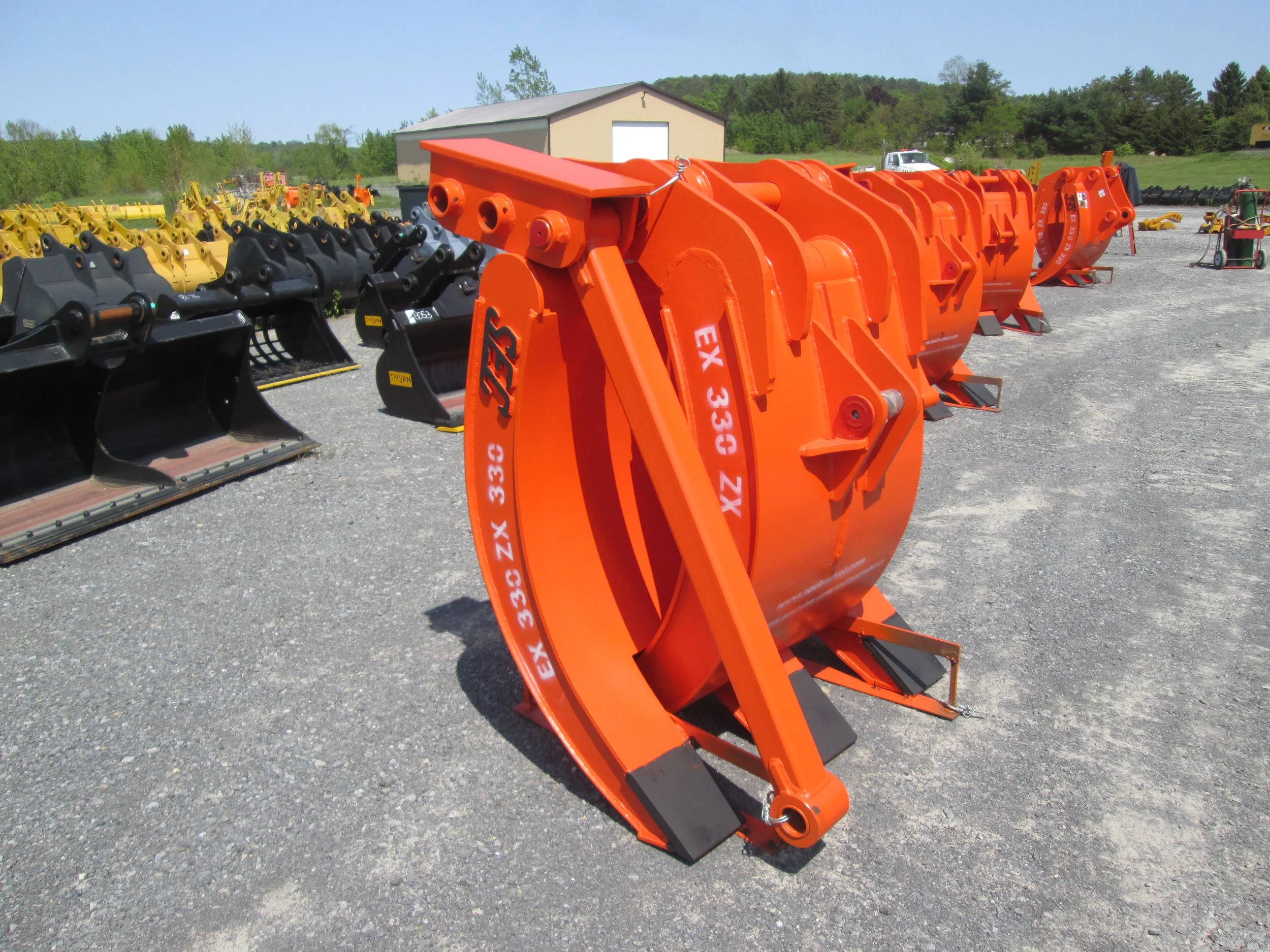 Grapples — Carroll Equipment - CNY'S Best Place For Construction Equipment