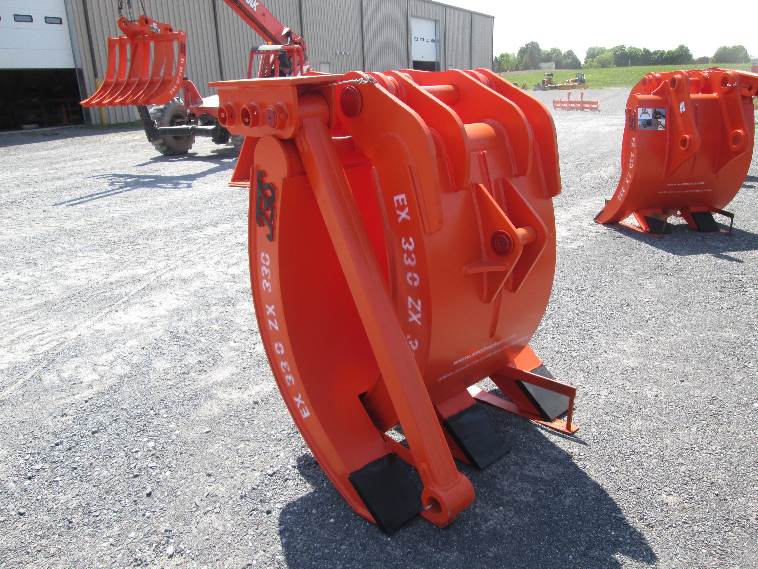 Grapples — Carroll Equipment - CNY'S Best Place For Construction Equipment