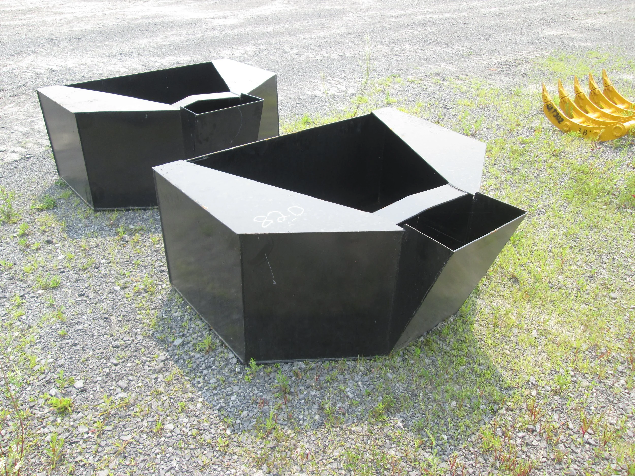 Skid Steer Concrete Placement Bucket — Carroll Equipment - CNY'S Best ...