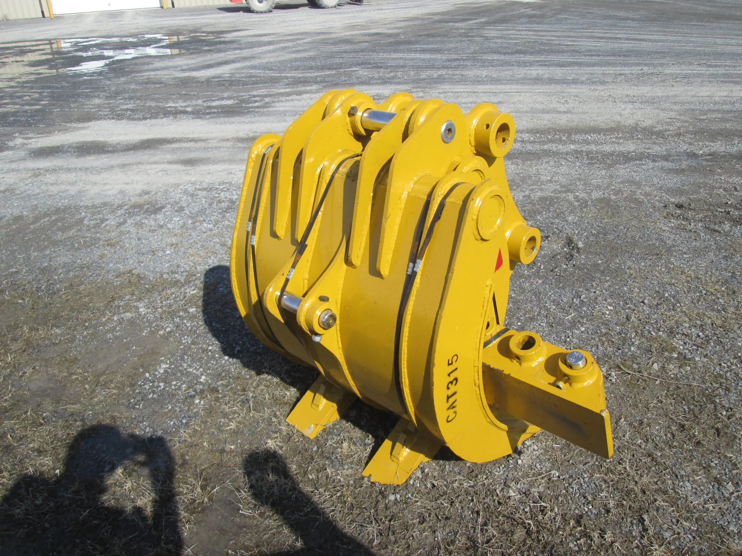 Grapples — Carroll Equipment - CNY'S Best Place For Construction Equipment