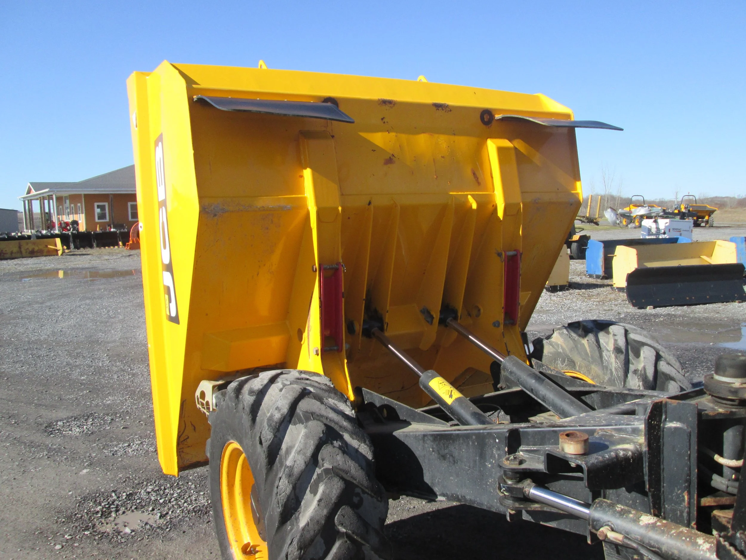 #7702 JCB 6TFT 6 Ton Dumper — Carroll Equipment - CNY'S Best Place For ...