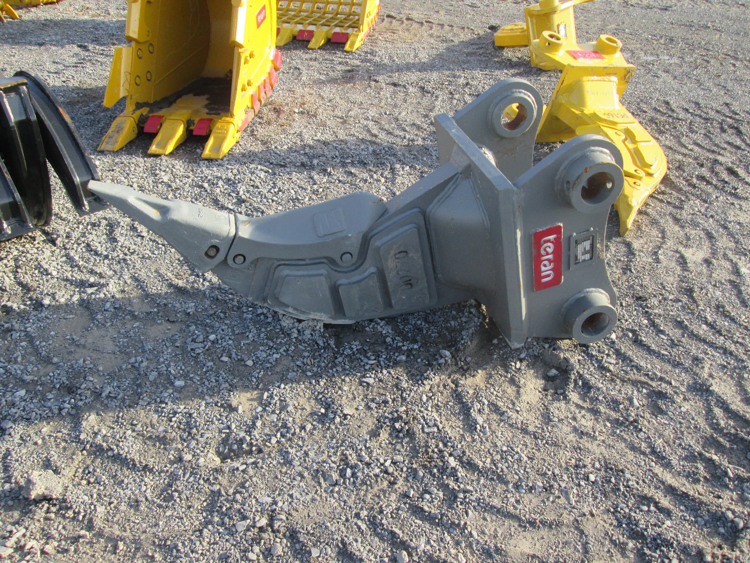 #3318 New Teran Ripper John Deere, Hitachi 270 - REGULAR PRICE $6,298. ...