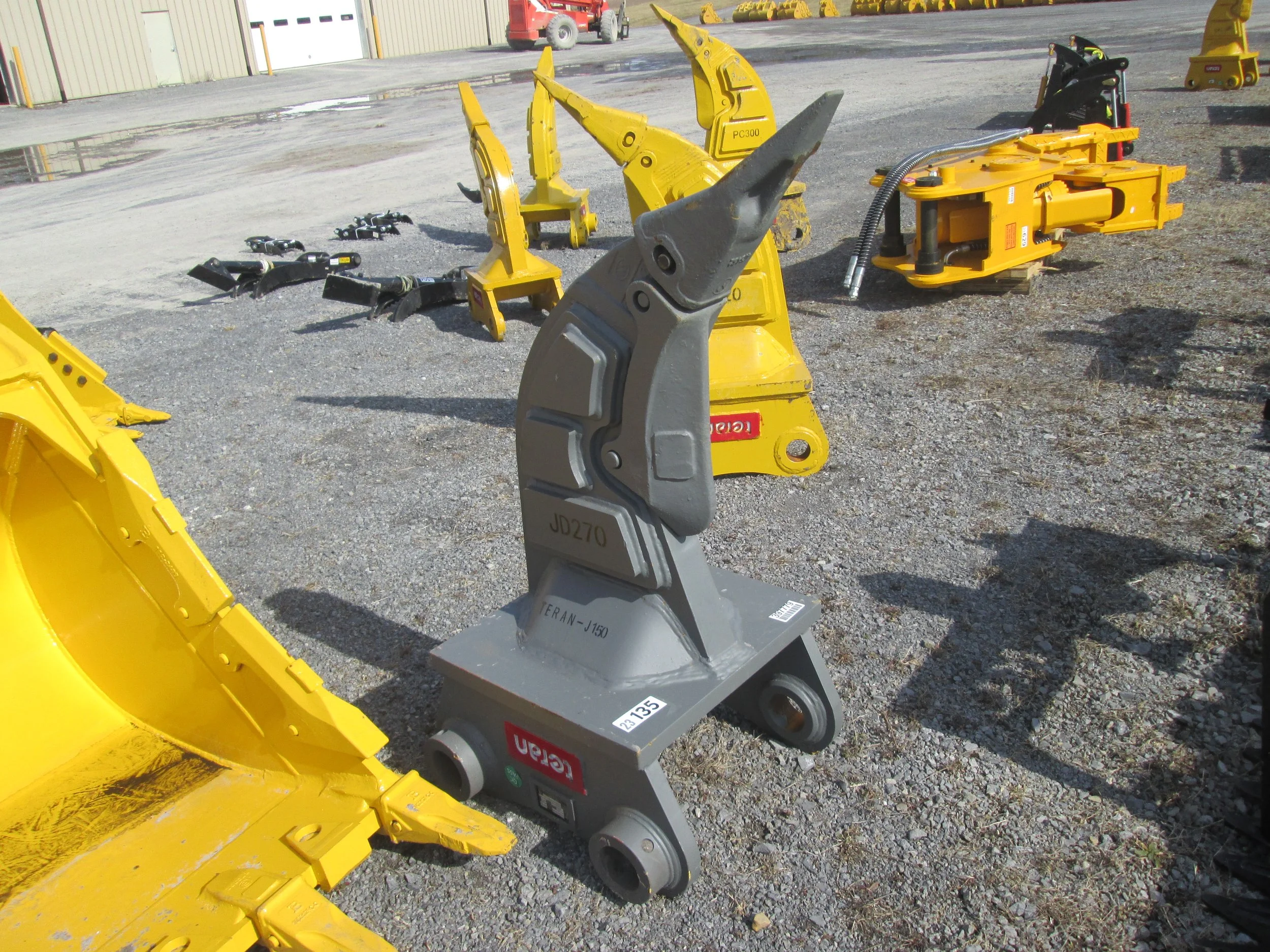 #0968- New Teran Ripper Hitachi EX270, John Deere JD270 — Carroll ...