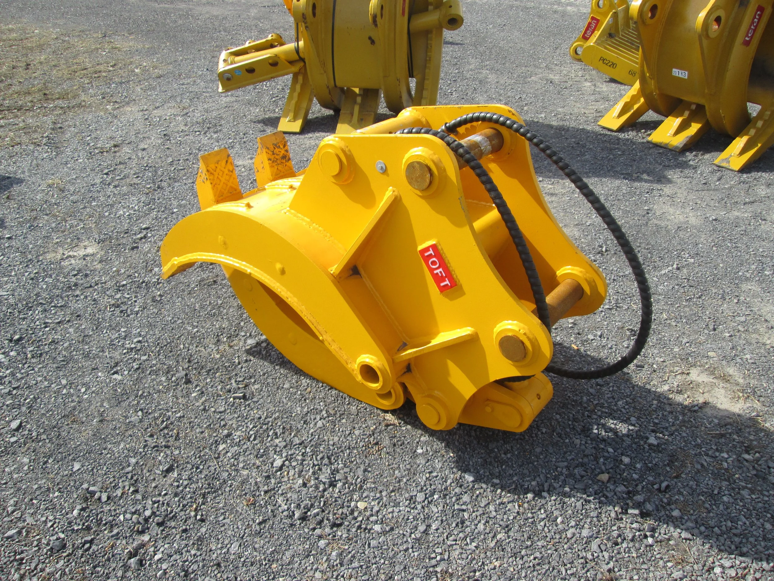 Grapples — Carroll Equipment - CNY'S Best Place For Construction Equipment