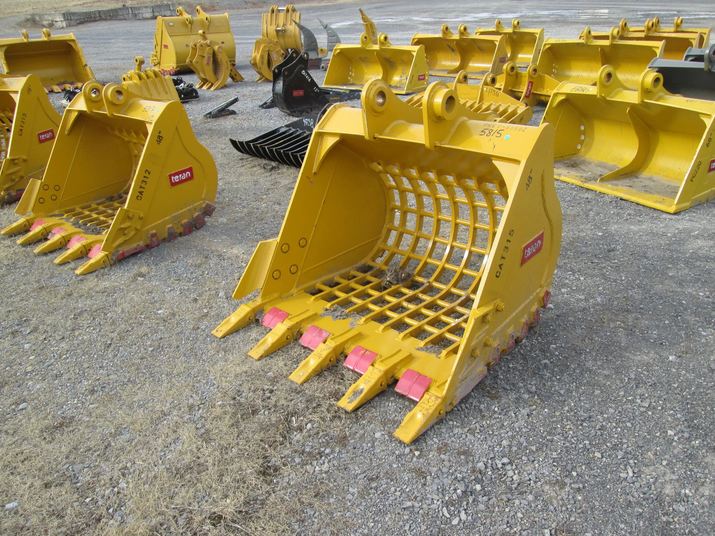 Skeleton Tooth Buckets — Carroll Equipment - CNY'S Best Place For ...