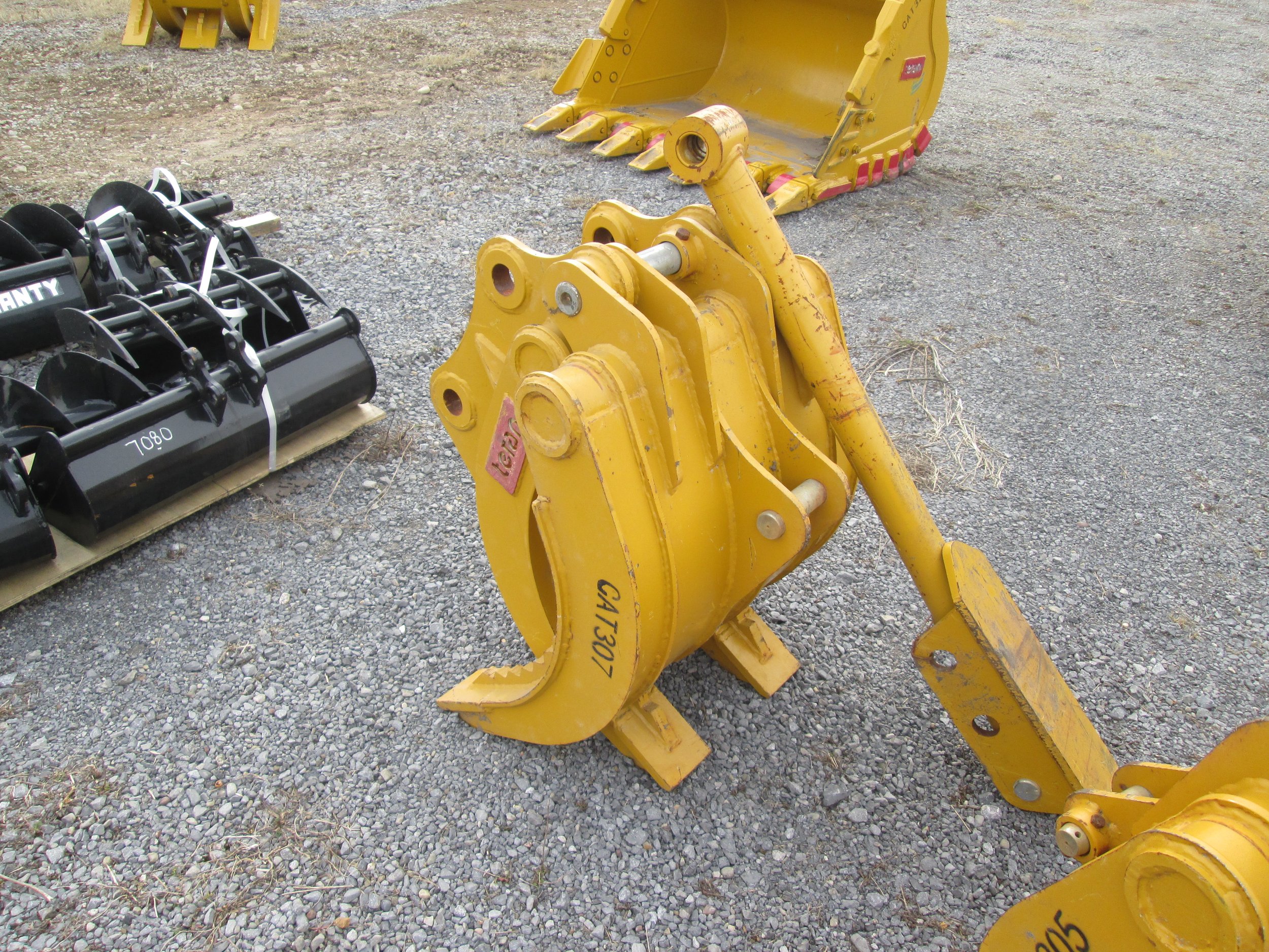 #9532 - NEW Teran Adjustable 1/2 Stationary Grapple CAT 307D, 308D ...