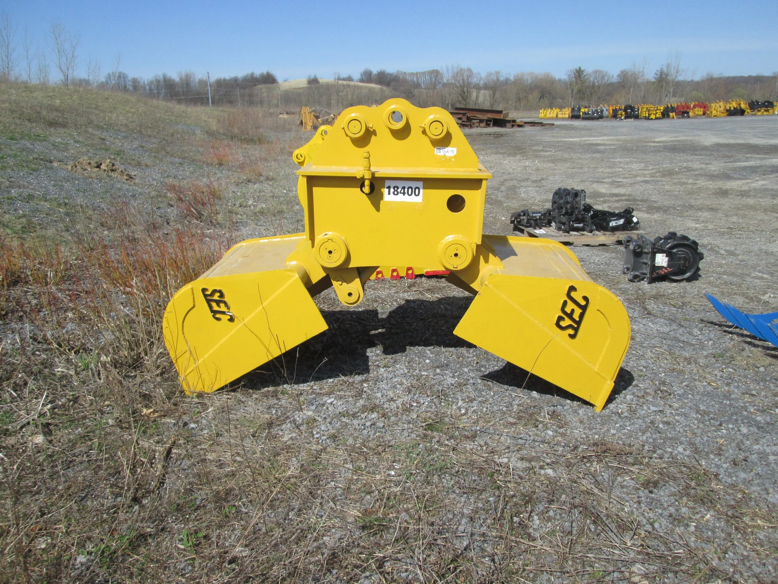 Grapples — Carroll Equipment - CNY'S Best Place For Construction Equipment