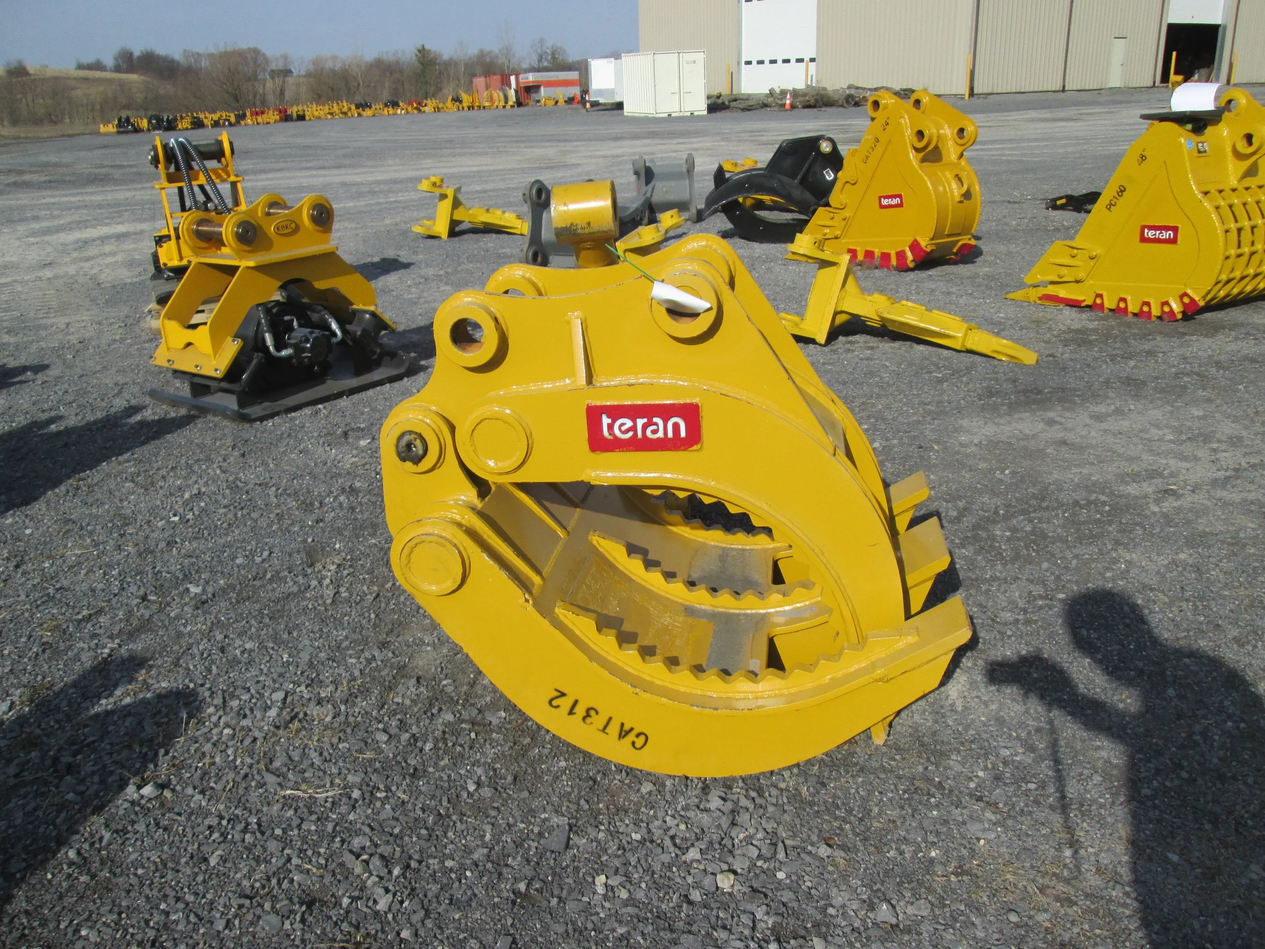 Grapples — Carroll Equipment - CNY'S Best Place For Construction Equipment