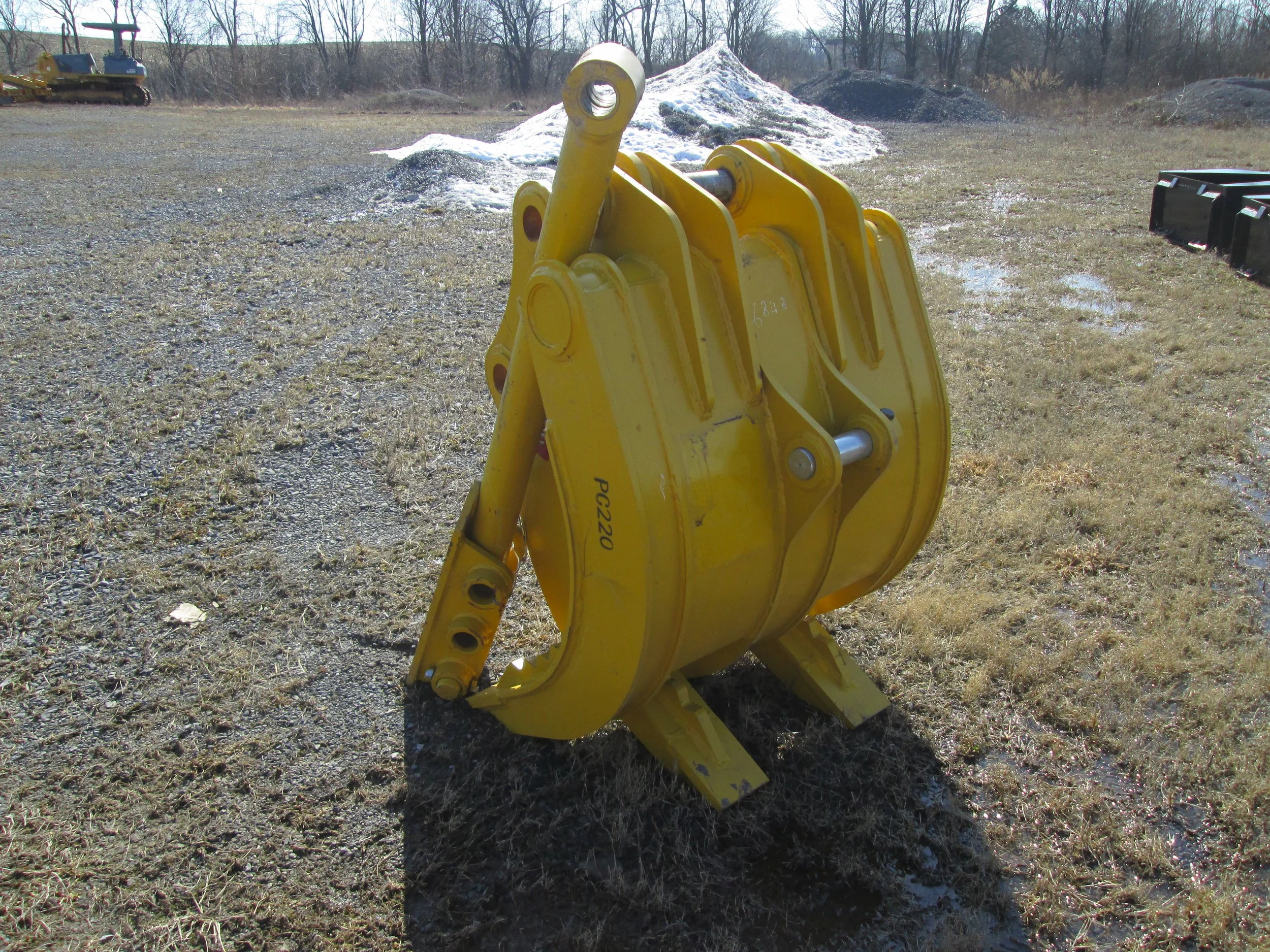 Grapples — Carroll Equipment - CNY'S Best Place For Construction Equipment