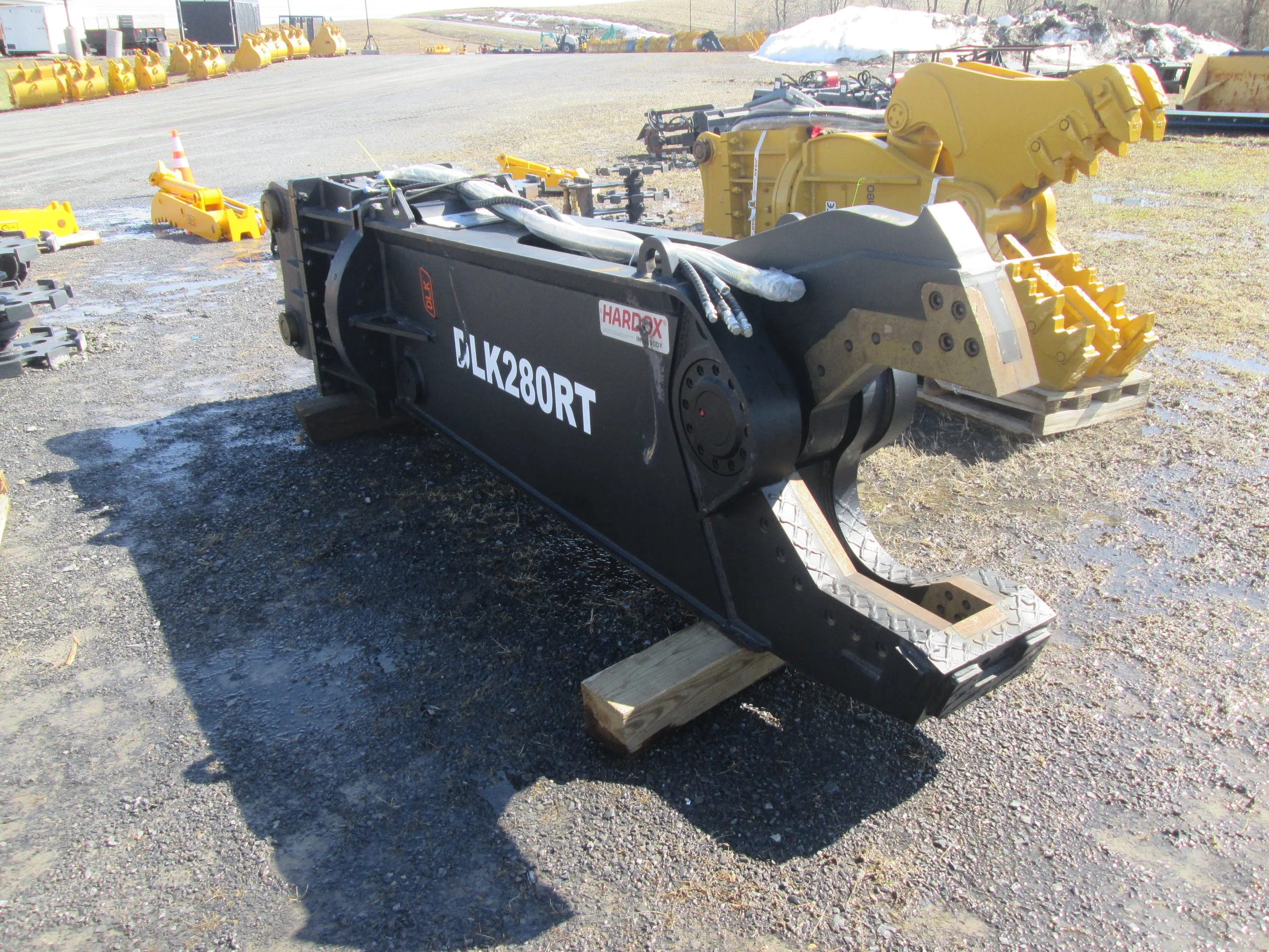 # 3114 -NEW DLK/JISAN HYDRAULIC SWIVEL SHEAR CAT 320, HITACHI / JOHN ...