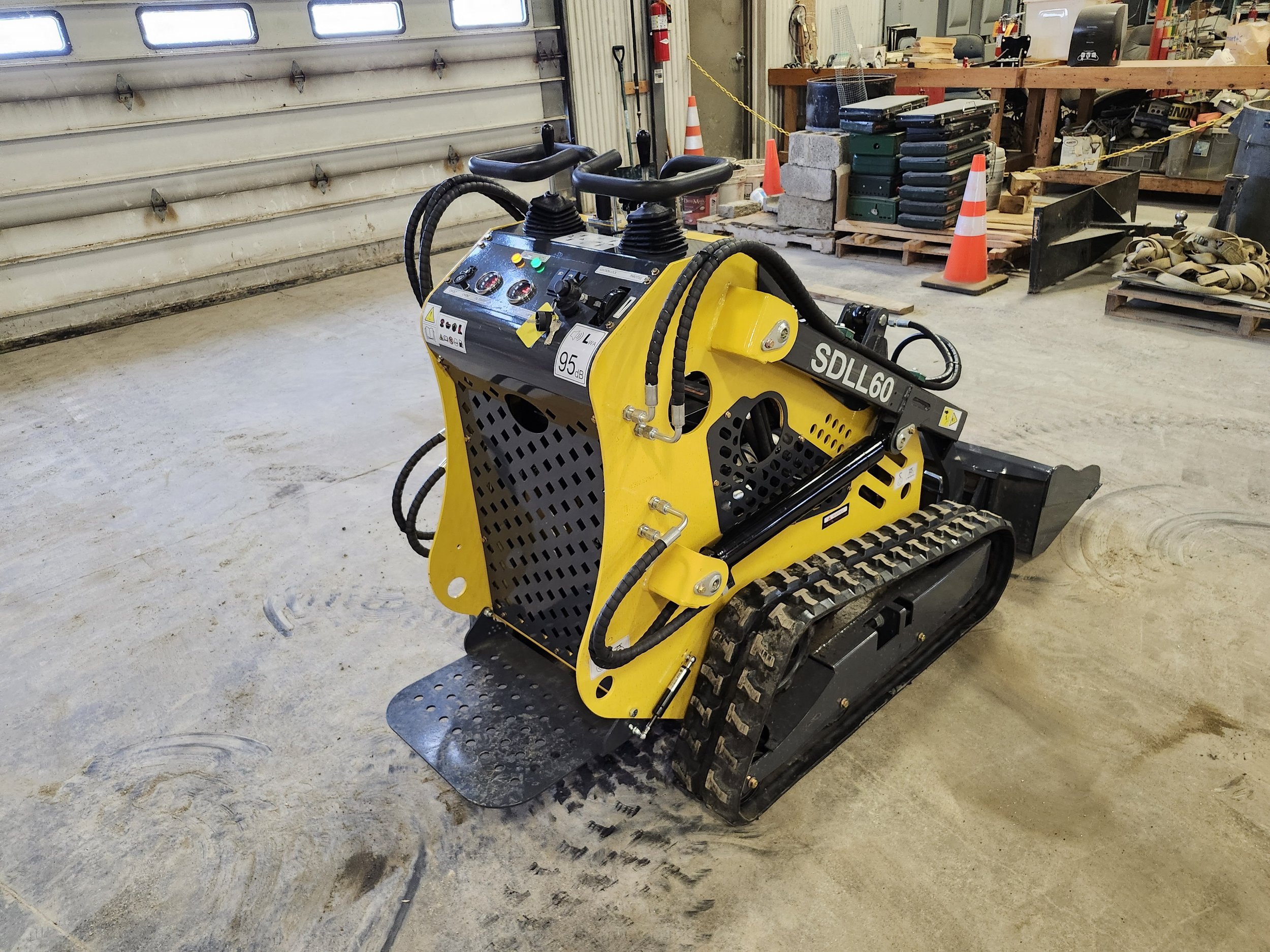 #0561 New SDLANCH SDLL60 Stand On Skid Steer — Carroll Equipment - CNY ...