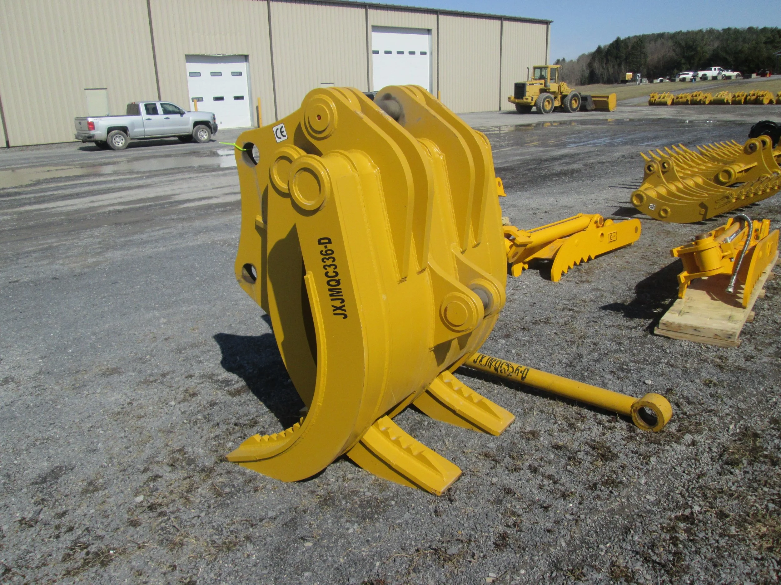 Grapples — Carroll Equipment - CNY'S Best Place For Construction Equipment