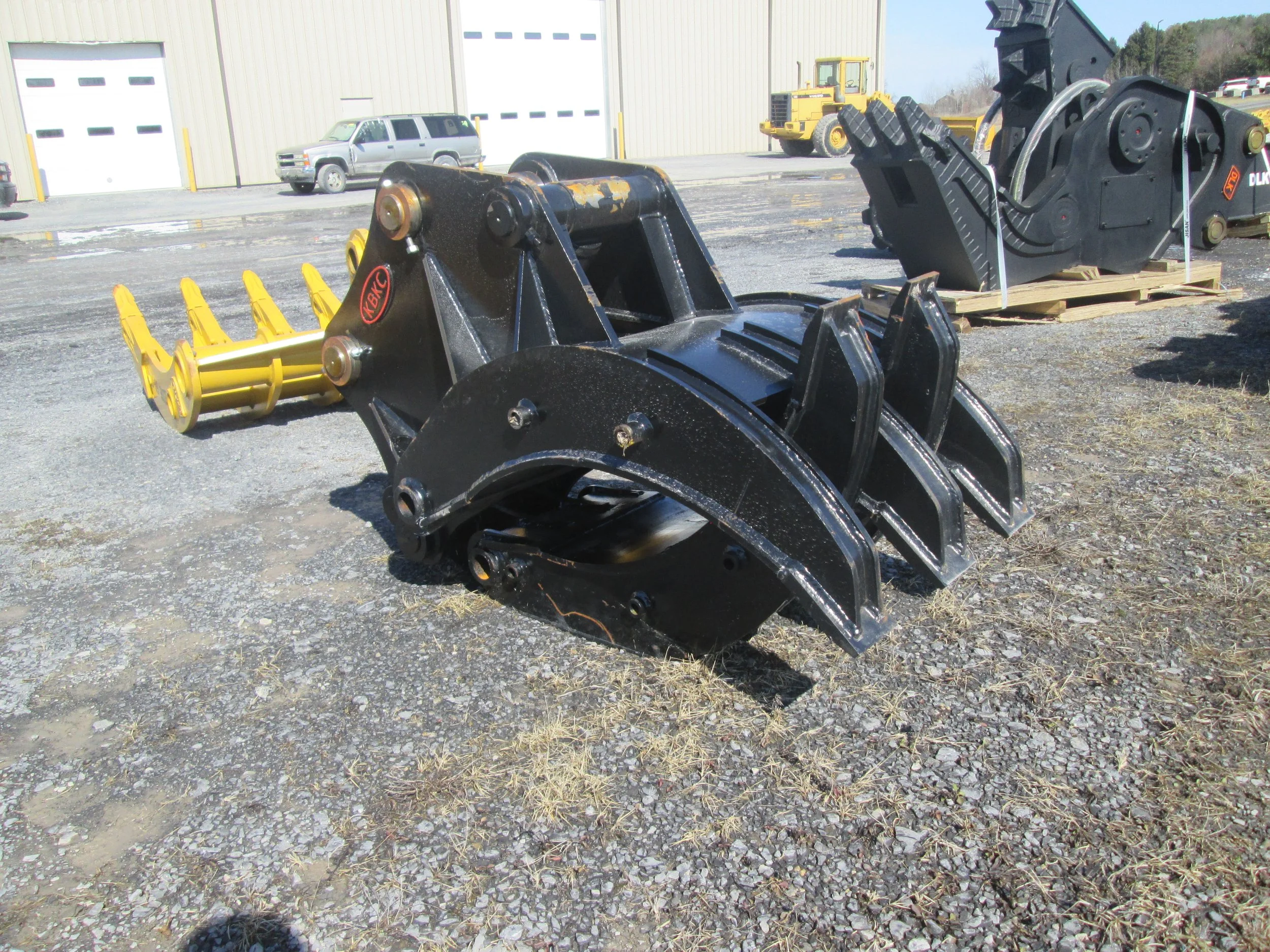 #3178 - NEW KBKC HYDRAULIC GRAPPLE CAT312-CAT315 - REGULAR PRICE $5,197 ...