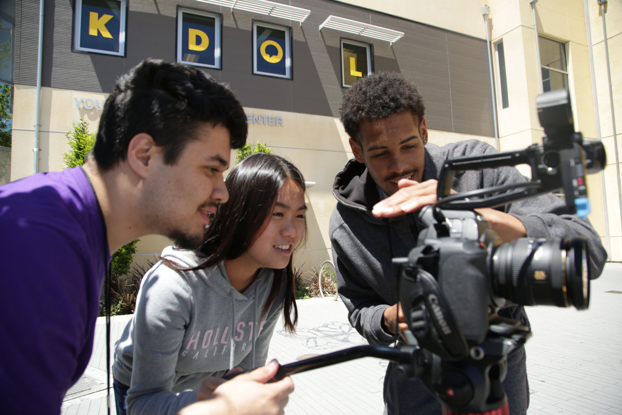 Apply to Oakland’s Youth Beat Free Media Training Programs — Youth Beat