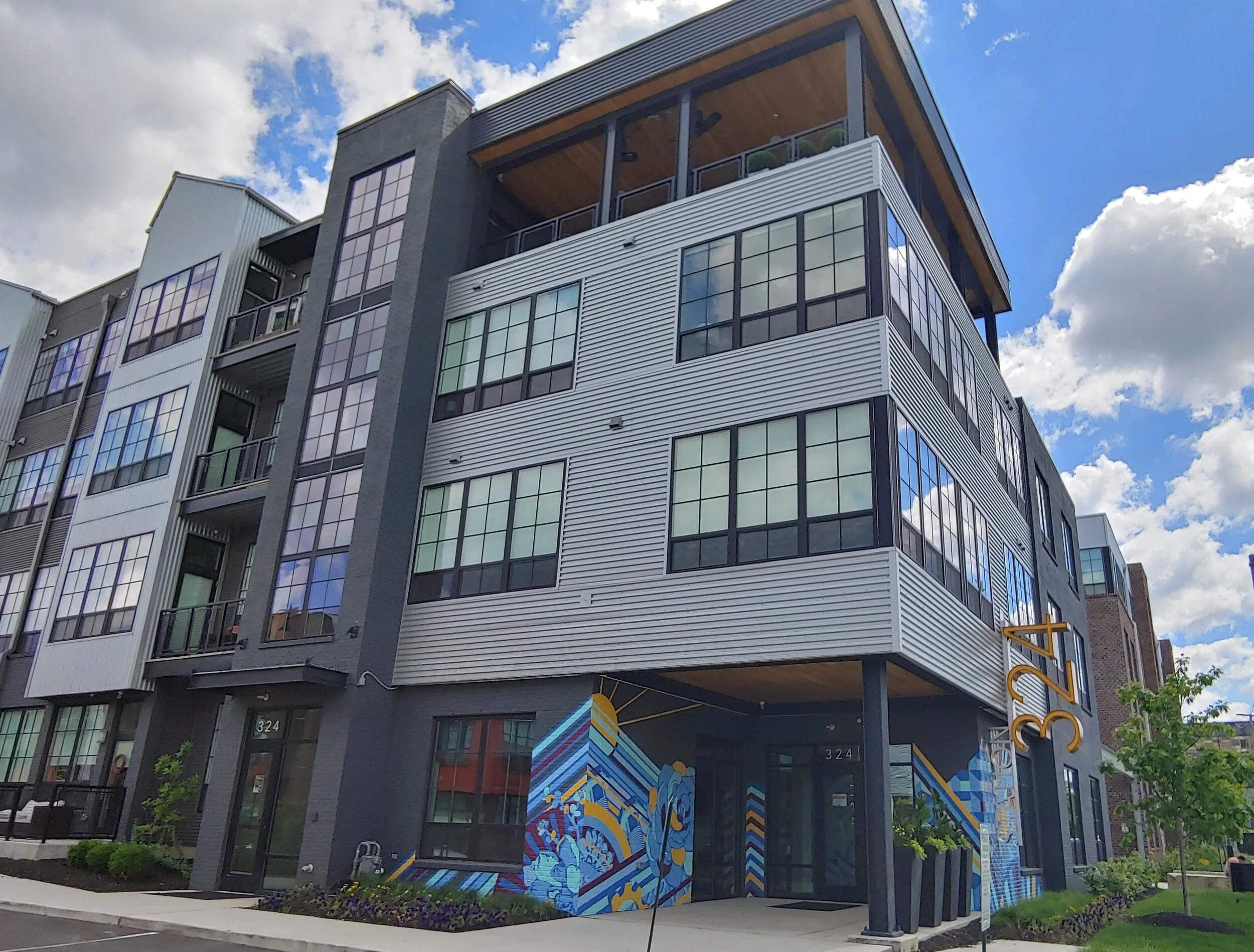 Station 324 — Avenue Partners