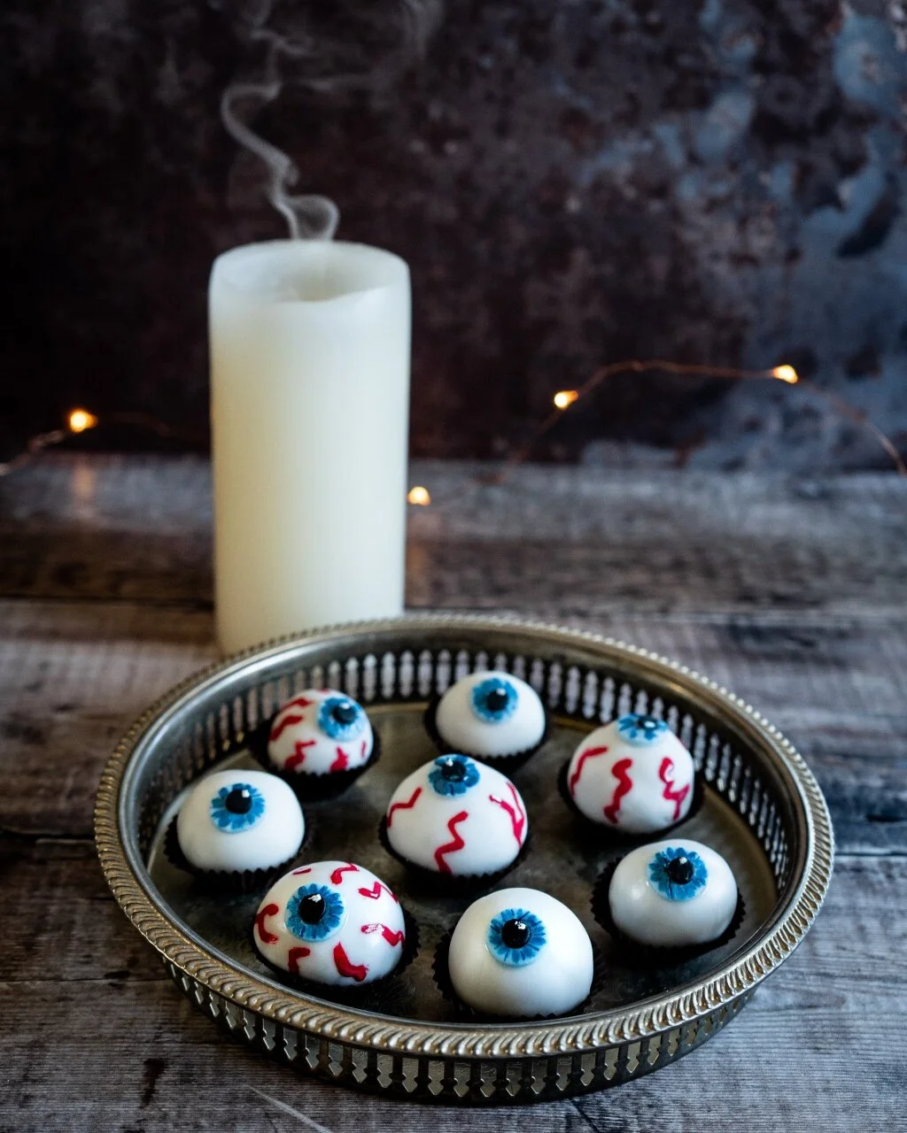 👁️ Gooey Chocolate Eyeballs with a Raspberry Jam Centre — A Vegan Visit