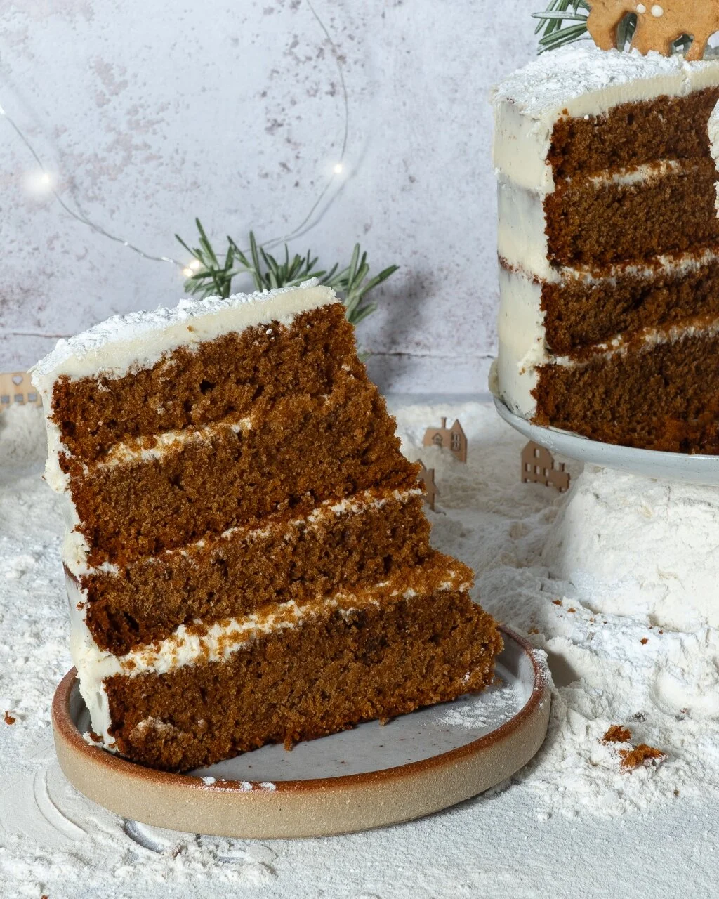 🎄Gingerbread Christmas Cake with Snowy Lemon Buttercream — A Vegan Visit