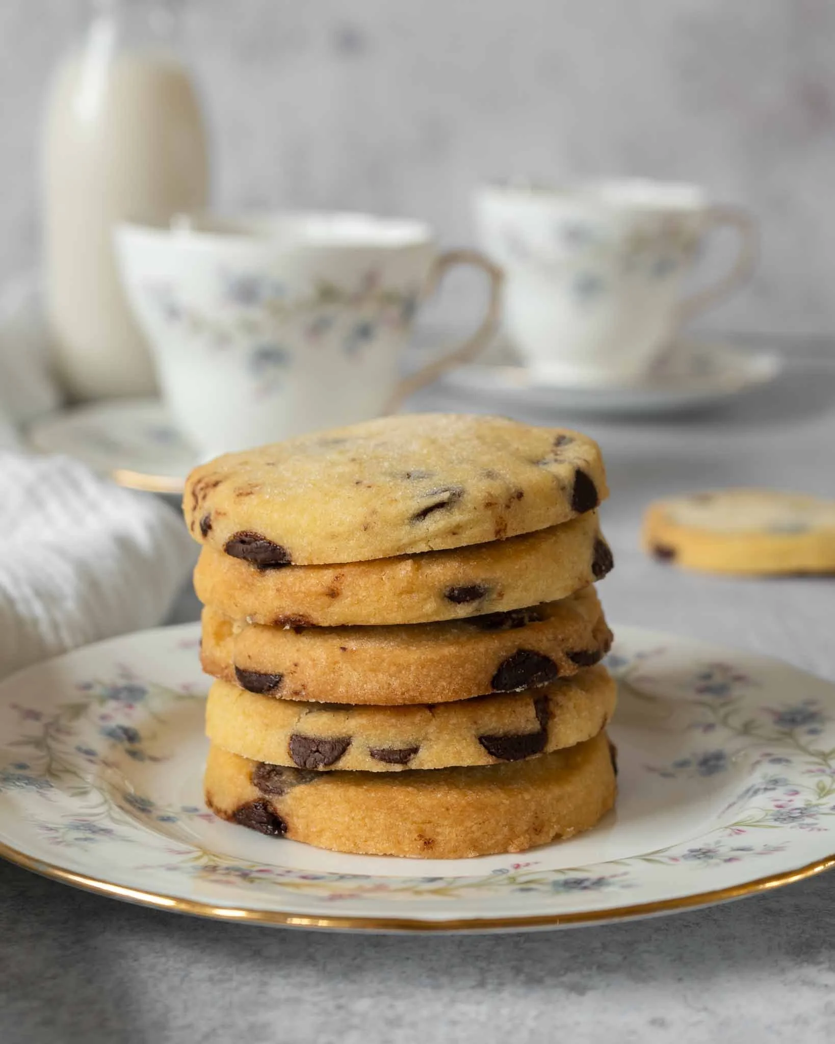 Chocolate Chip Shortbread Cookies — A Vegan Visit