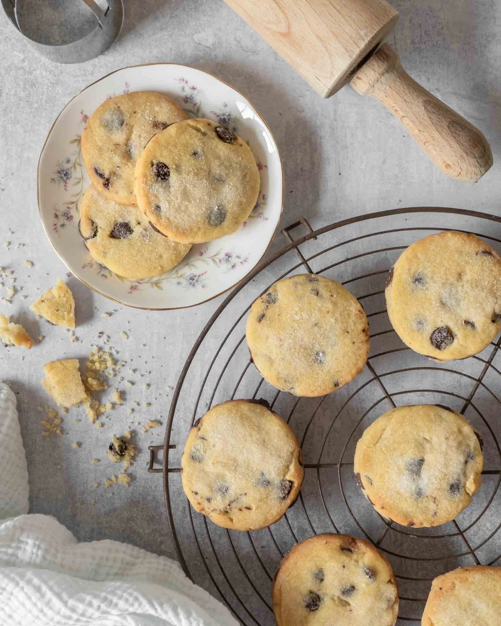 Chocolate Chip Shortbread Cookies — A Vegan Visit