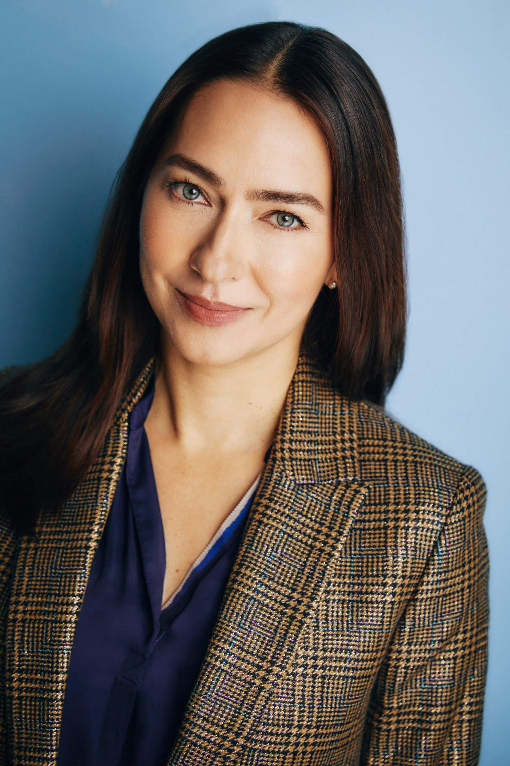 BIO — LORENA MATUS