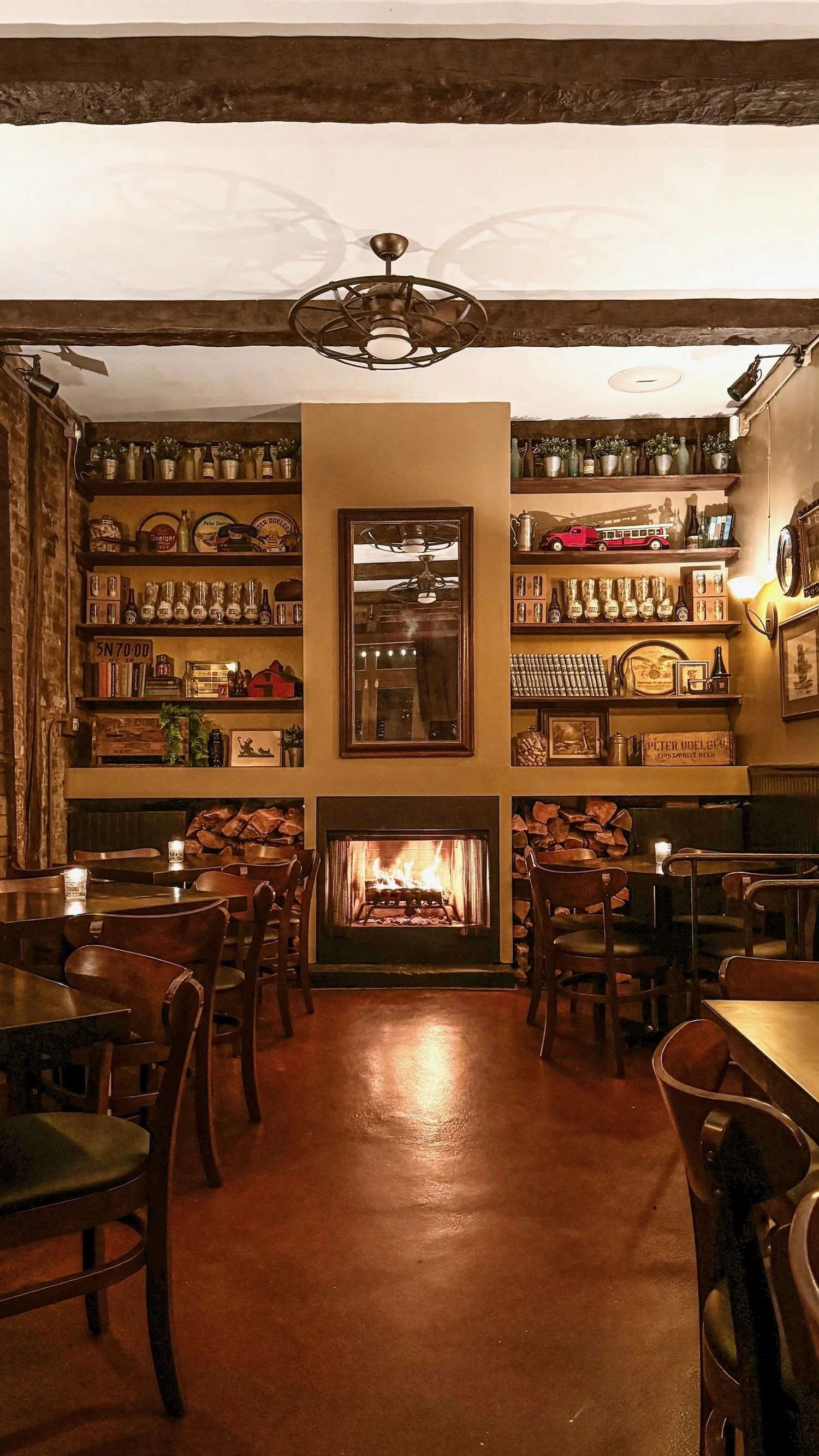 Teddy's Bar & Grill - Home