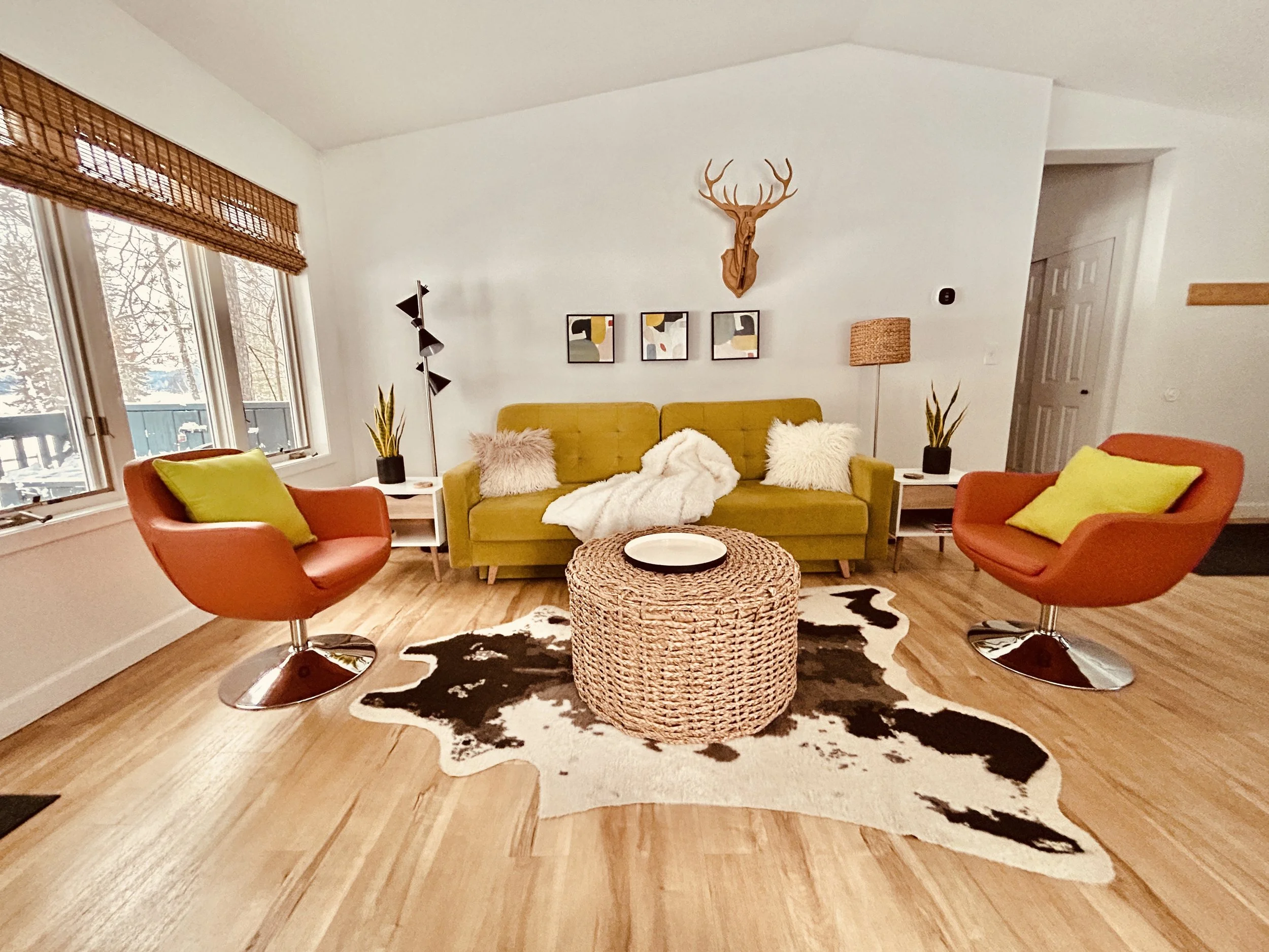 Contemporary Condo — Green Gate Guest Houses