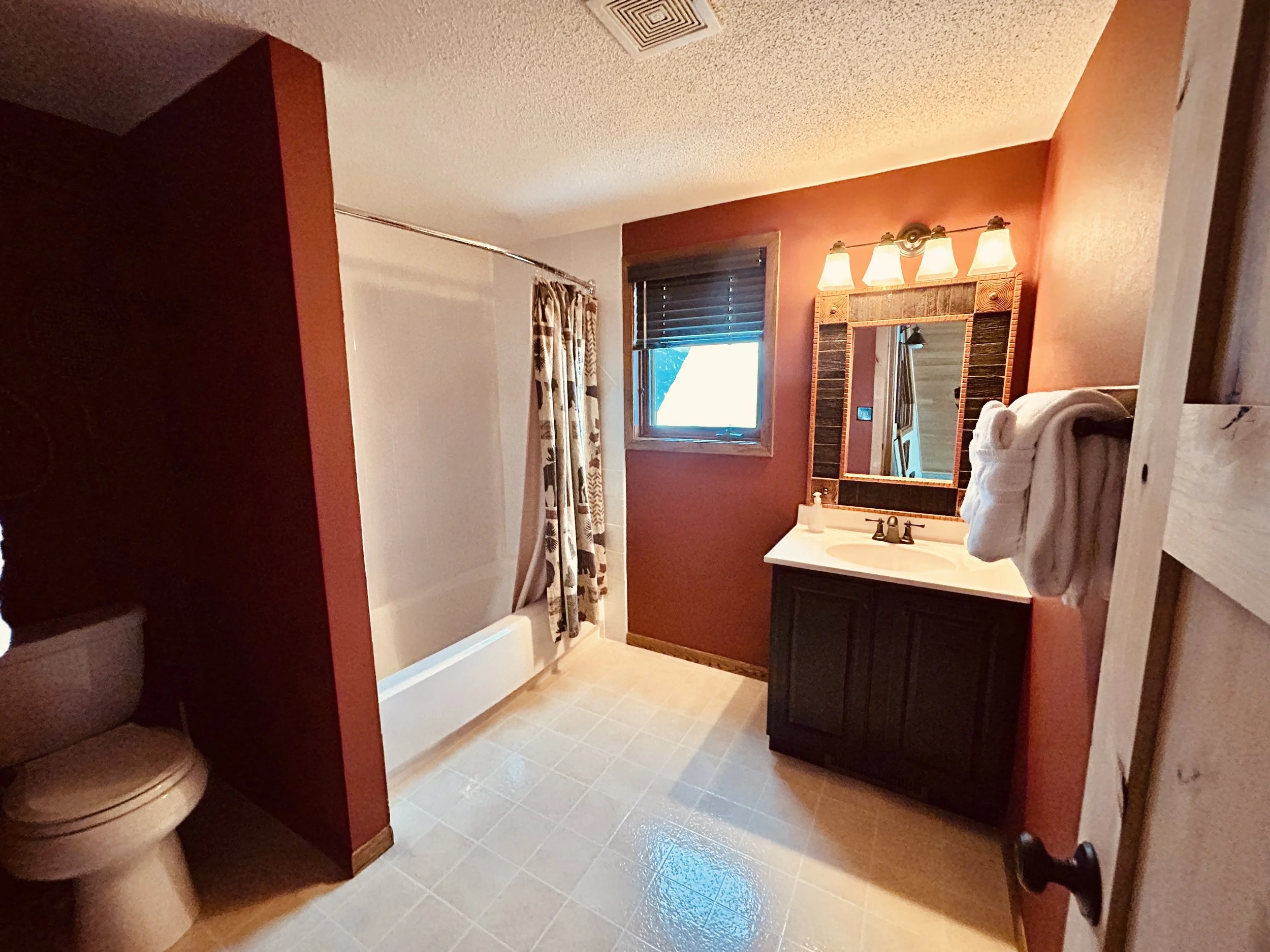 Lakeview Villa — Green Gate Guest Houses