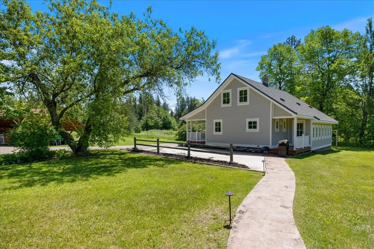 Farmhouse — Green Gate Guest Houses