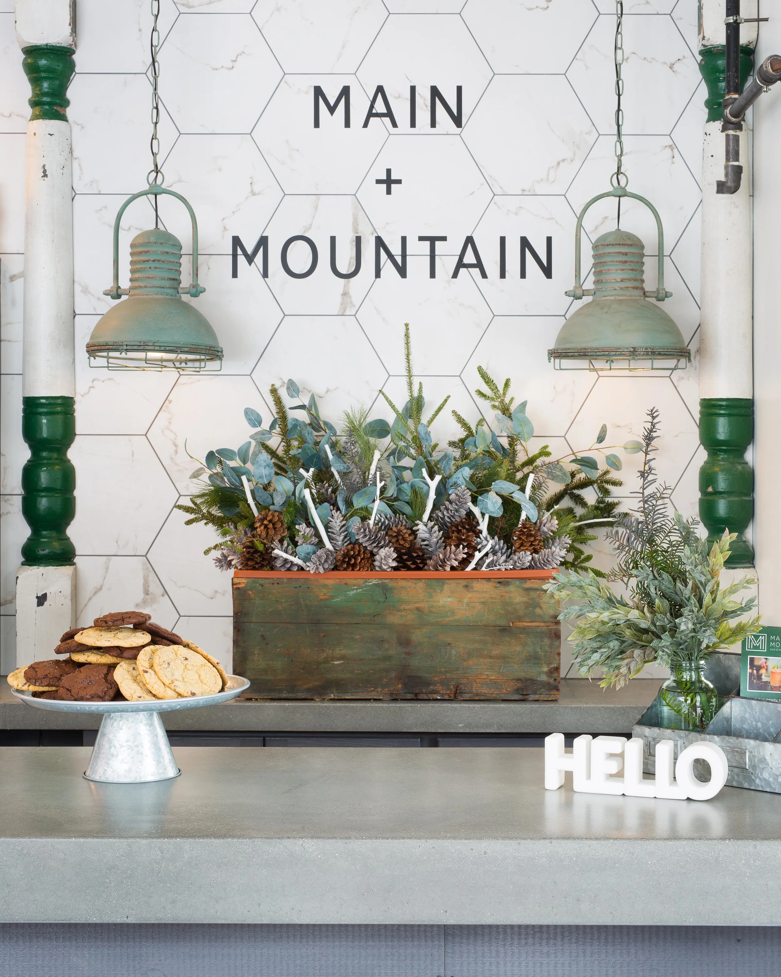 Gallery | Main and Mountain Bar & Motel at Okemo Ludlow, VT