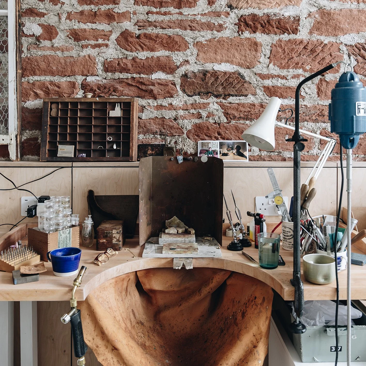 About — Alison Macleod Jewellery