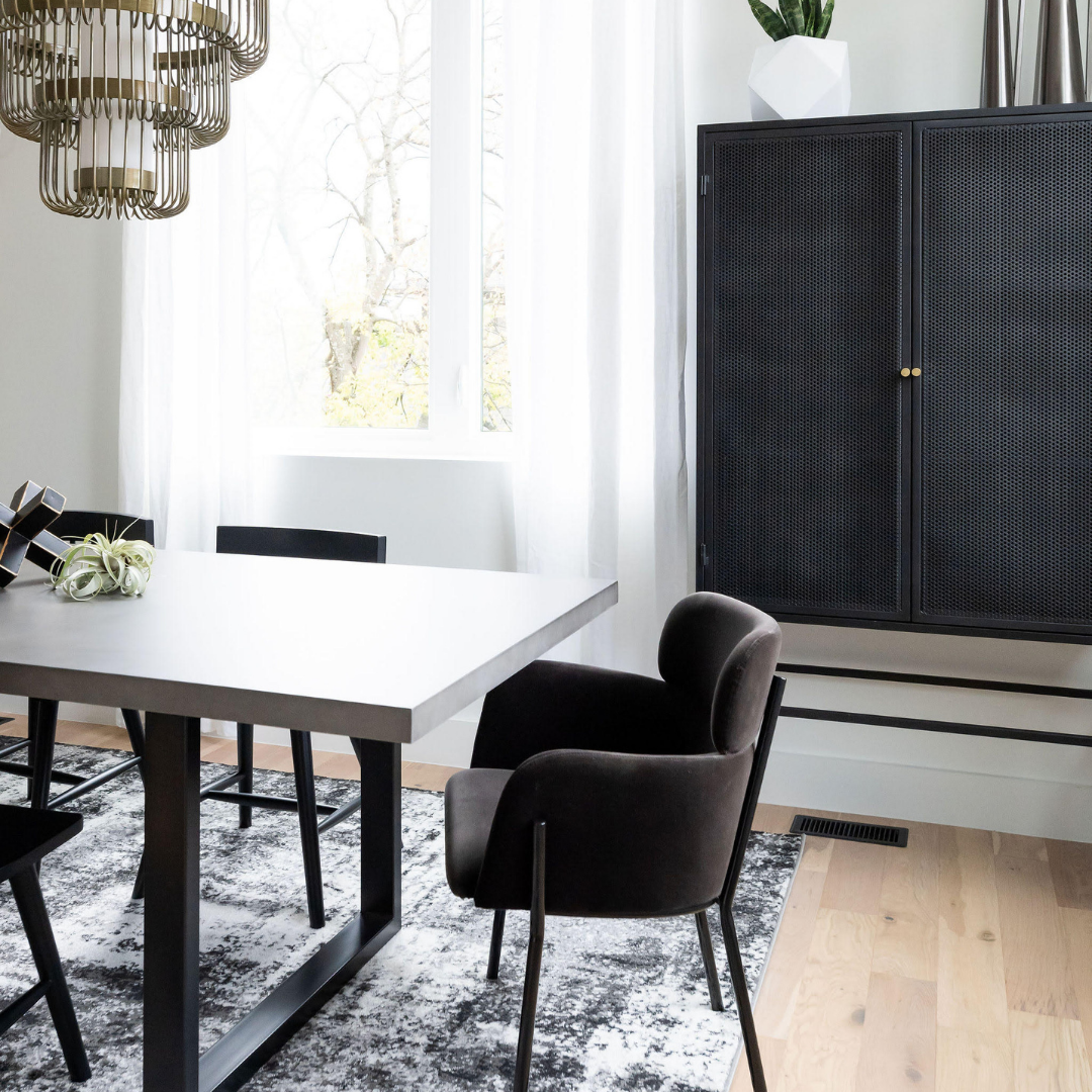 AIRBNB — Desert Design House